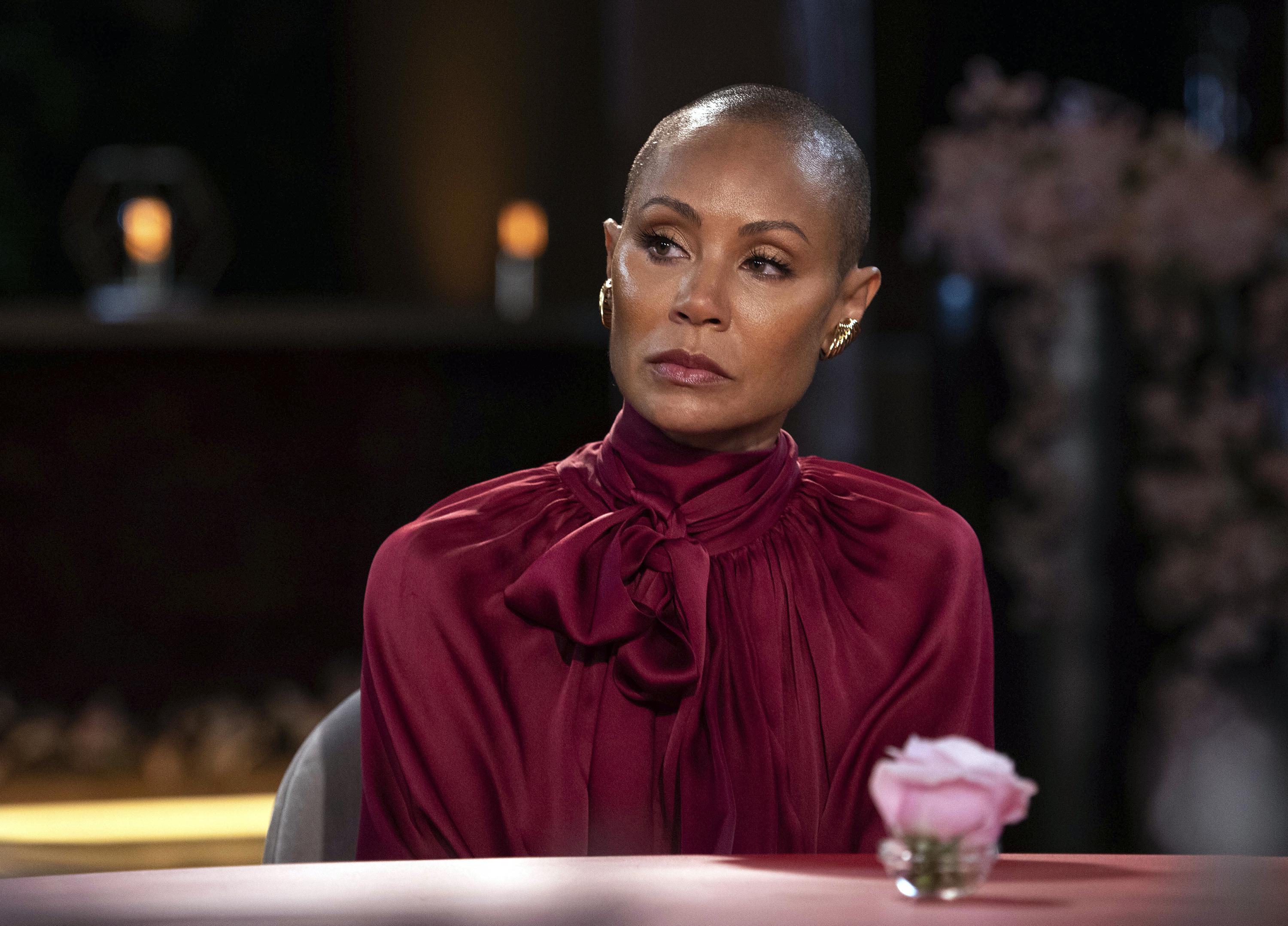 Jada Pinkett Smith habla sobre alopecia y los Oscar | AP News