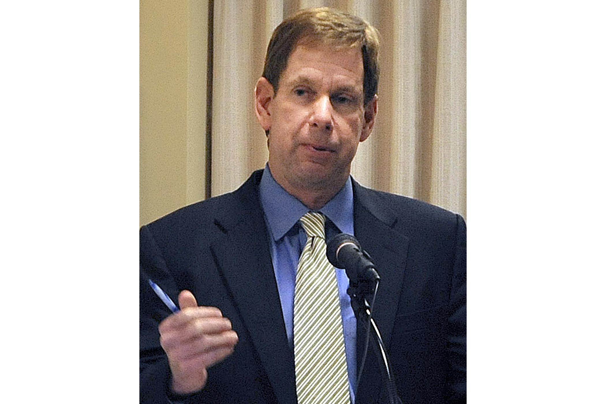 McGrory, Boston Globe's top editor, says he is stepping down | AP News
