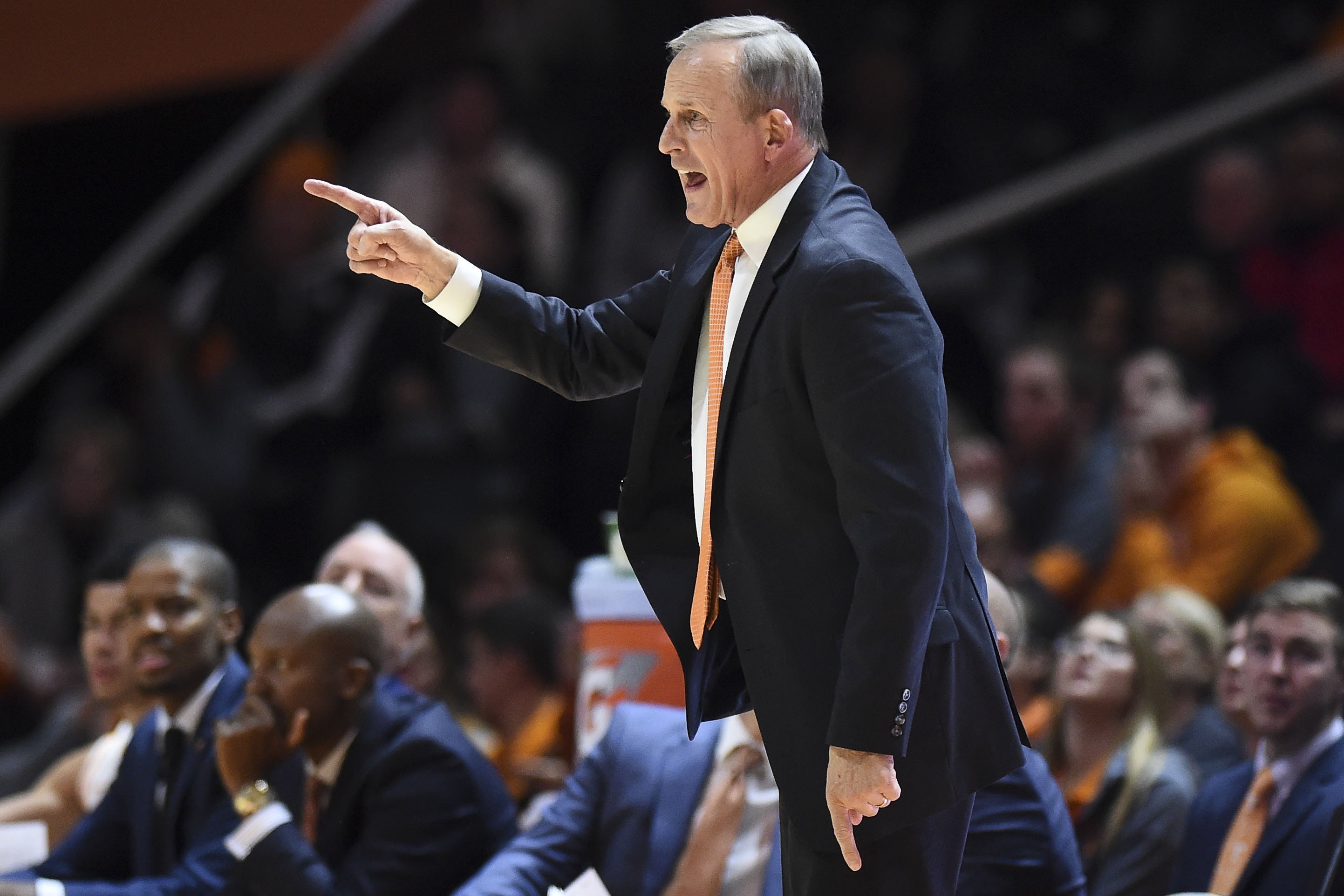 Tennessee men’s basketball signs 3 top-40 recruits | AP News