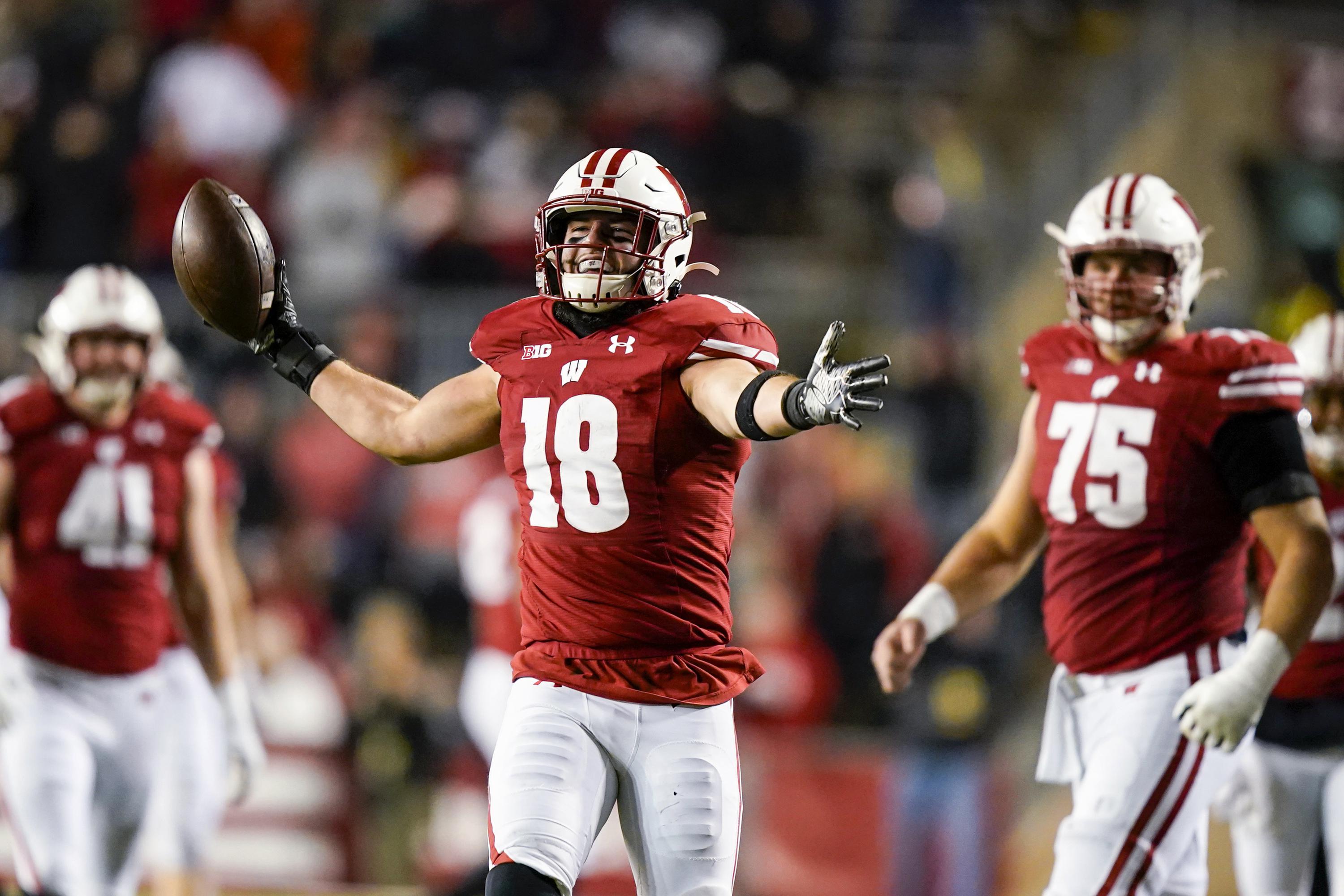 Grit helped No. 18 Wisconsin bounce back from slow start | AP News
