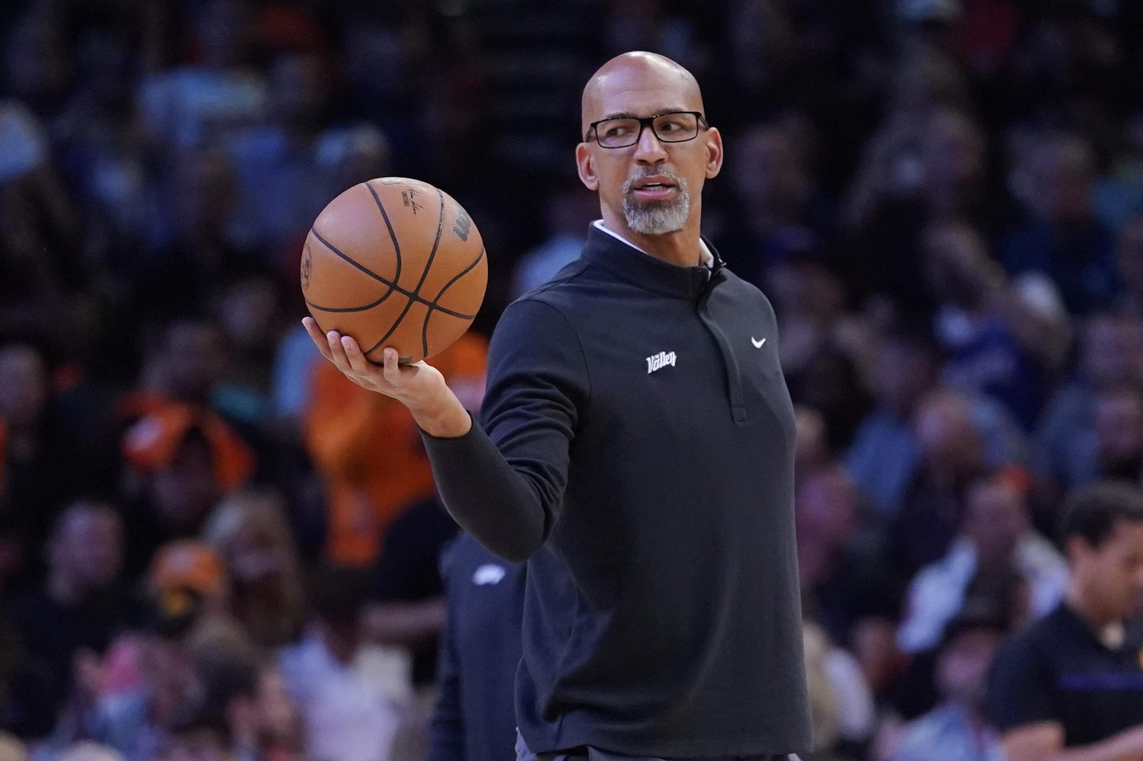 Suns' Williams voted NBA Coach of the Year after 64 wins | AP News