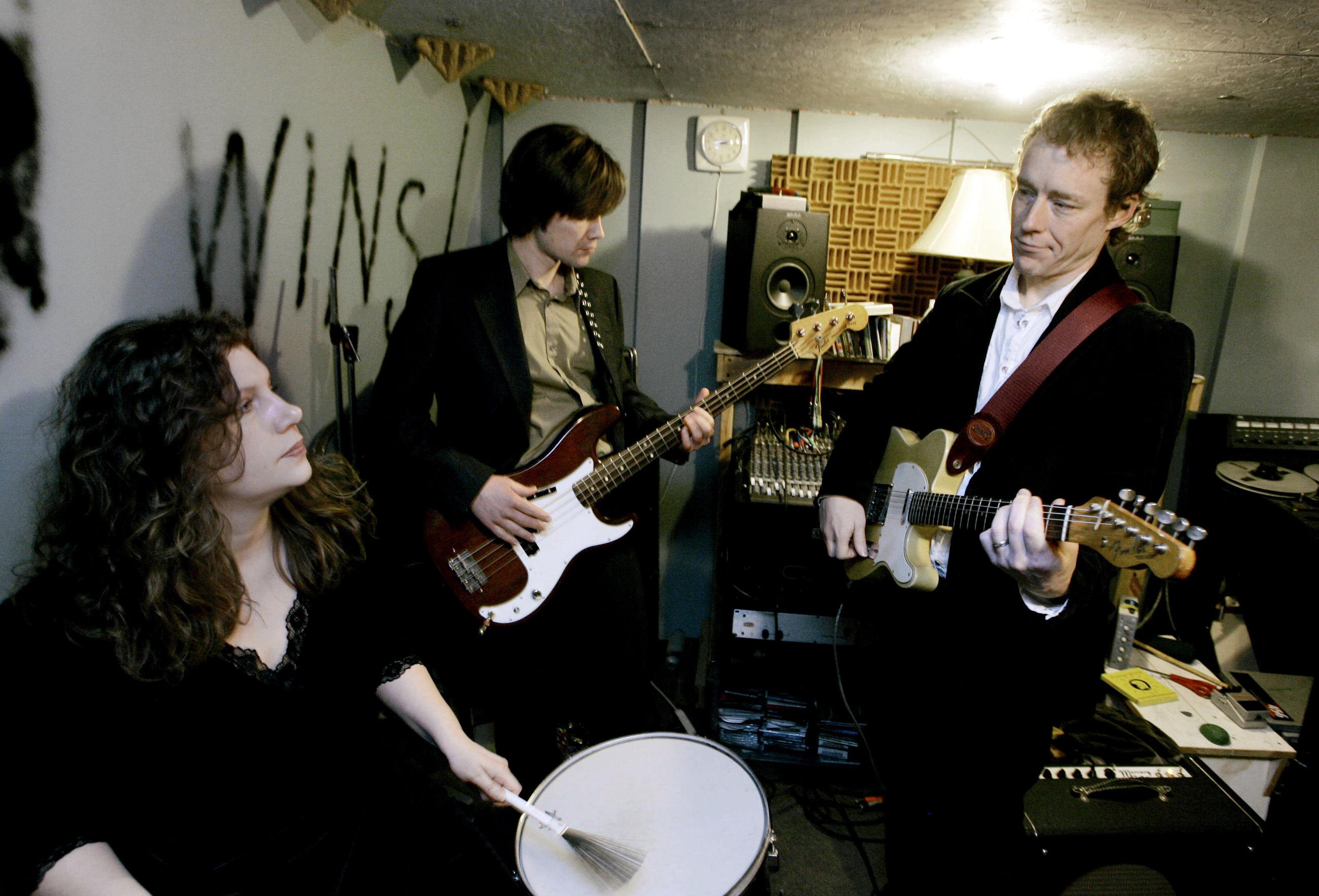 Mimi Parker, co-founder of Minnesota indie band Low has died | AP News