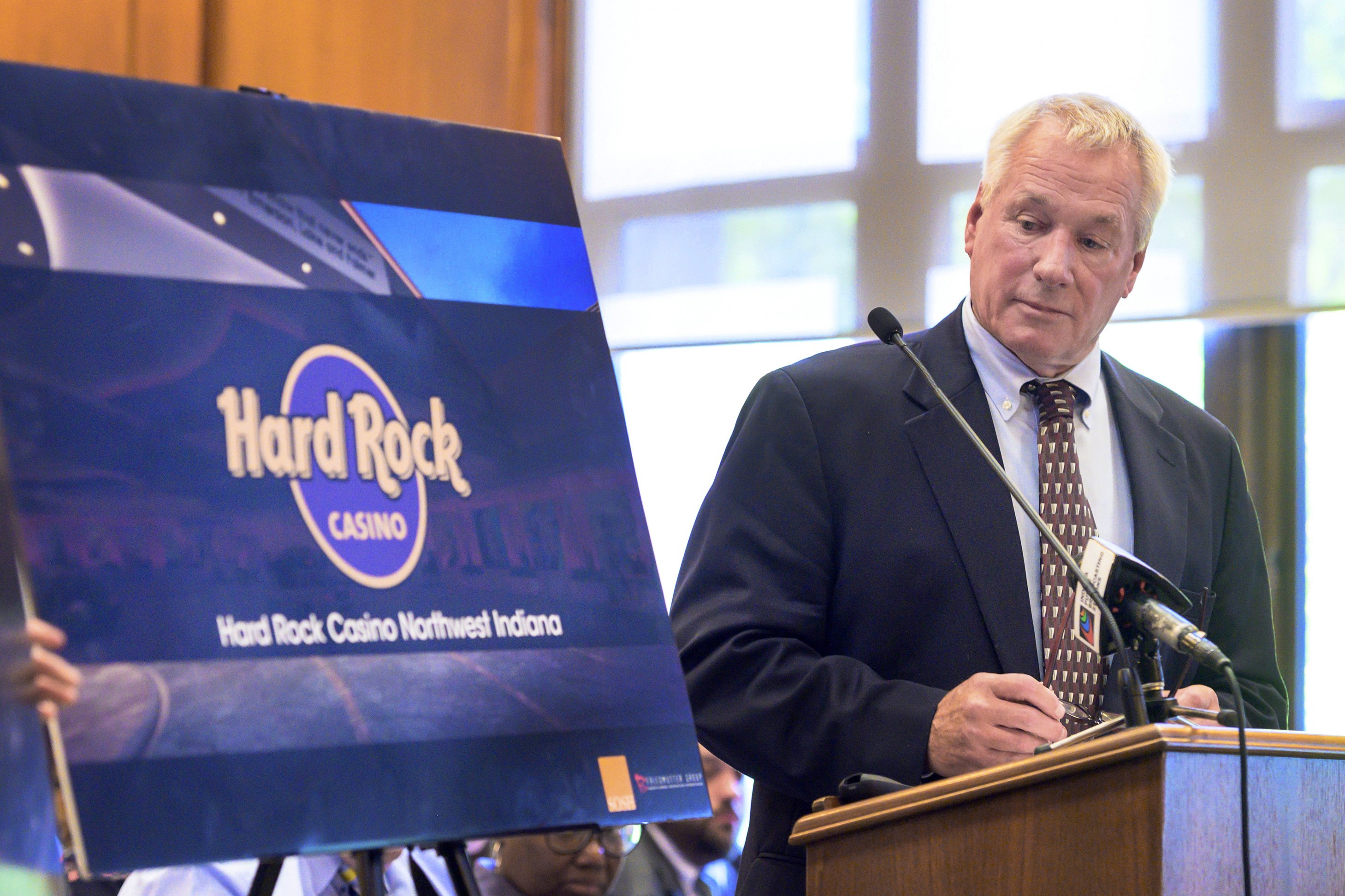 Indiana officials forcing out longtime casino executive | AP News