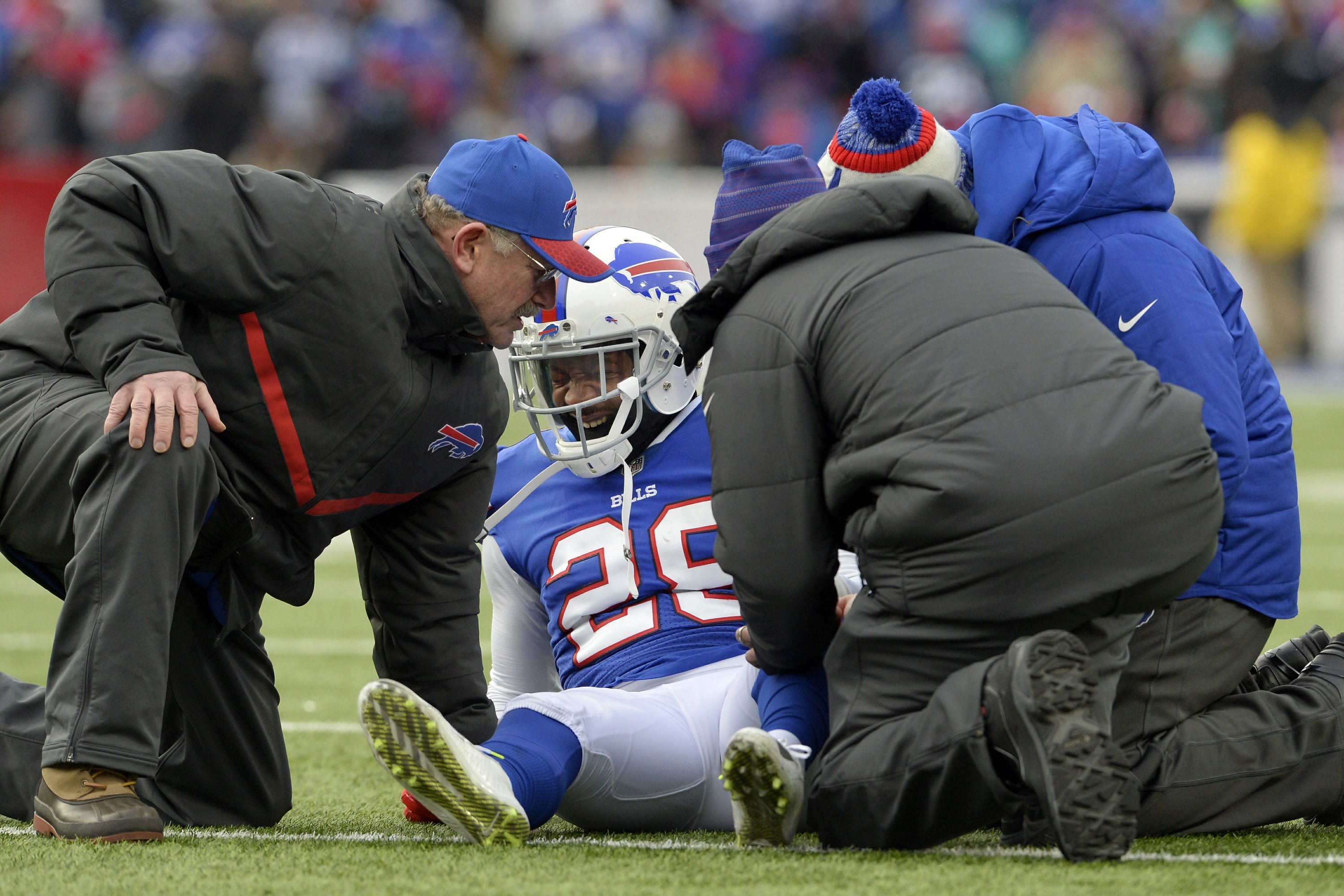 Bills agree to sign cornerback Gaines, tackle Daryl Williams | AP News