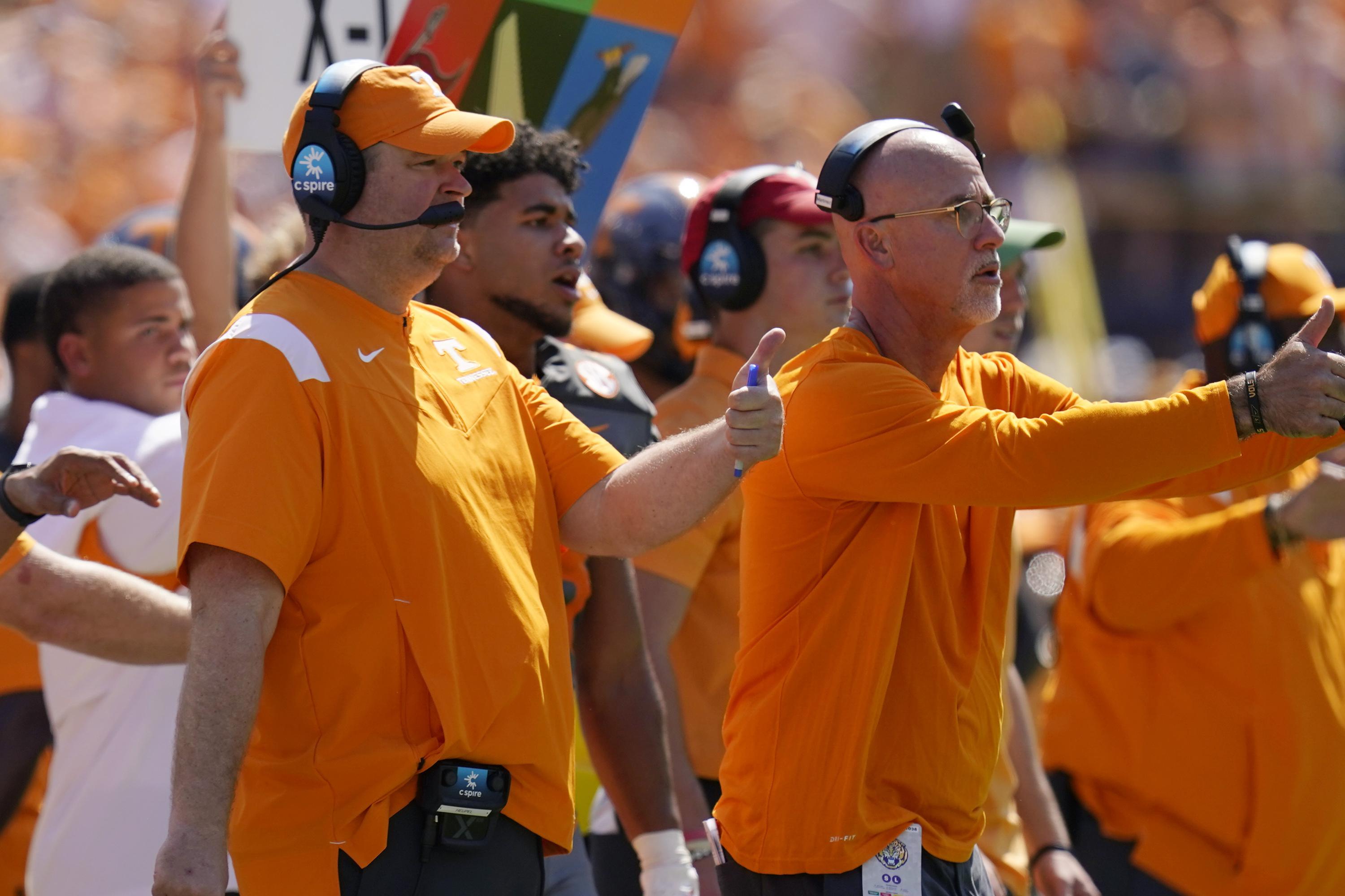 No. 3 Alabama braces for big road test at No. 6 Tennessee | AP News