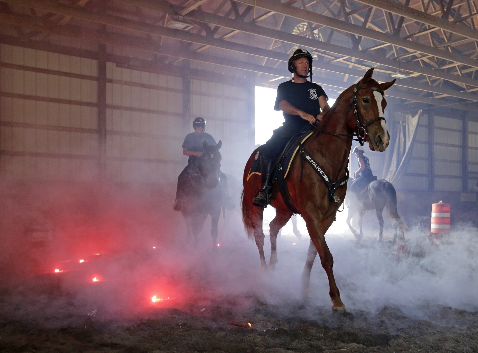 Police mounted unit doesn't horse around with training | AP News