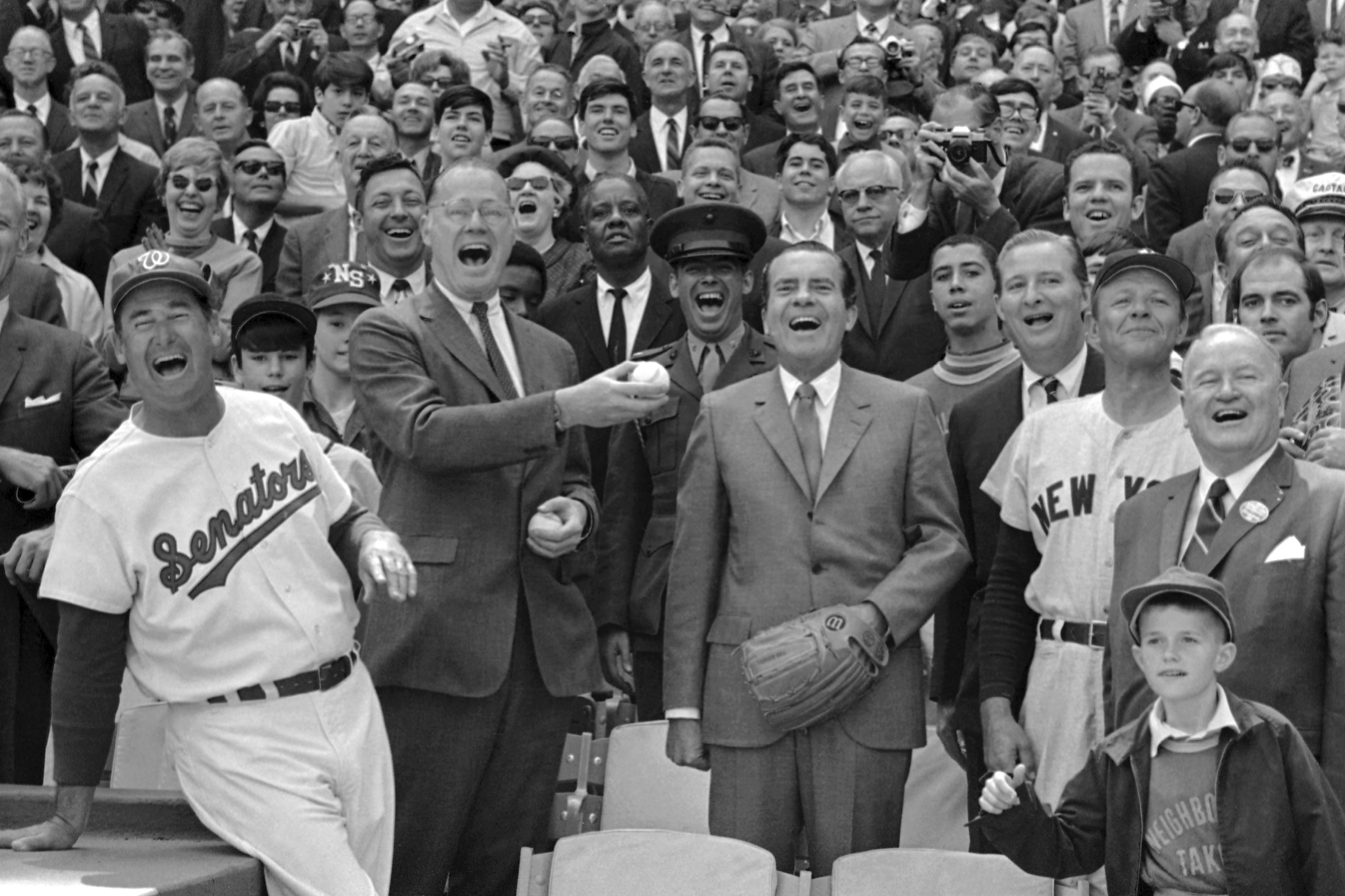 Opening day memories: From Seaver to Scully, Ted to the Ted | AP News