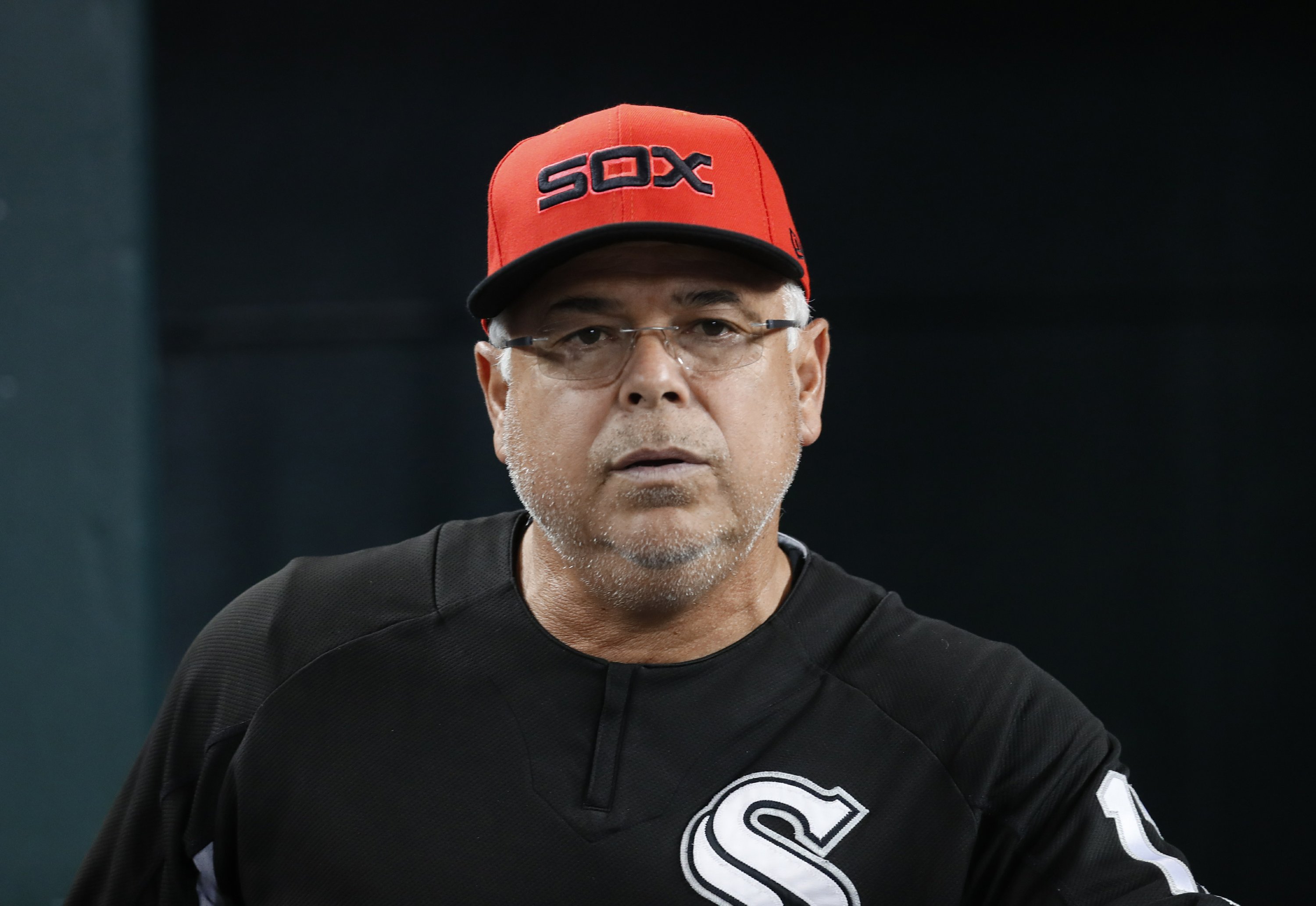 White Sox manager Renteria returns to dugout | AP News
