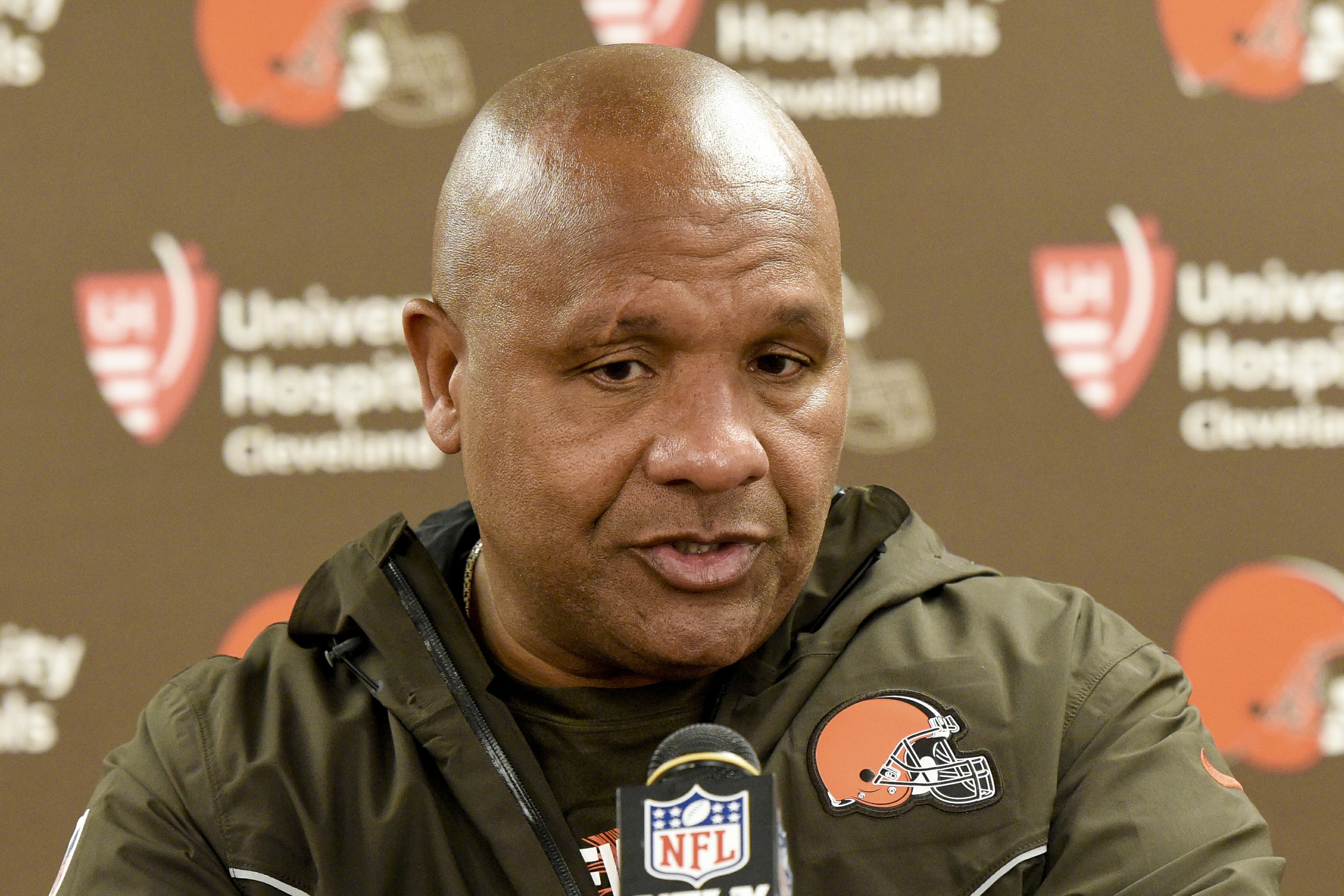 Fired Browns coach disputes owner's claim of 'discord' | AP News