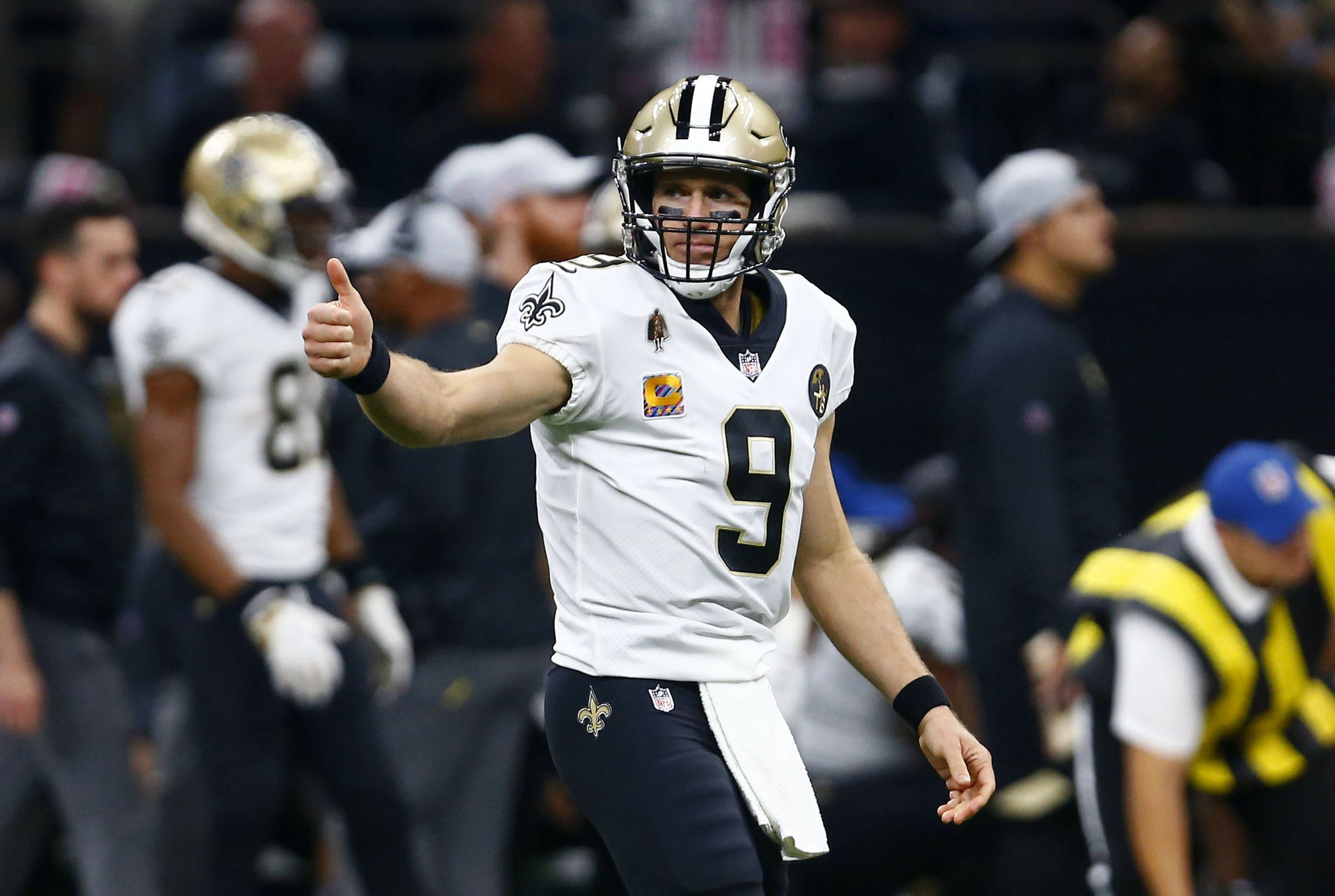 Going the distance: Brees breaks NFL mark for yards passing | AP News