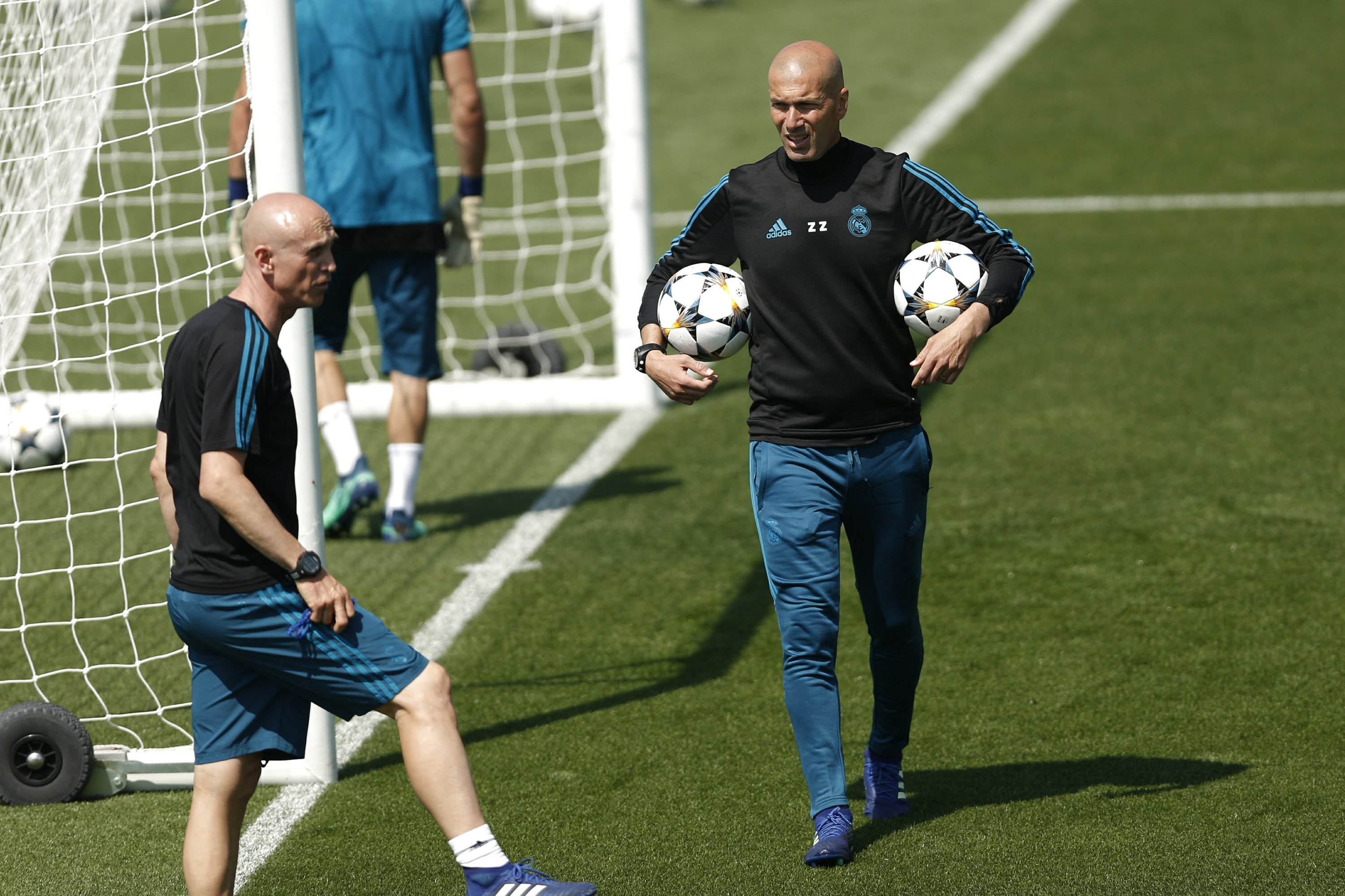 El manejo del vestuario, la clave de Zidane en el Madrid | AP News