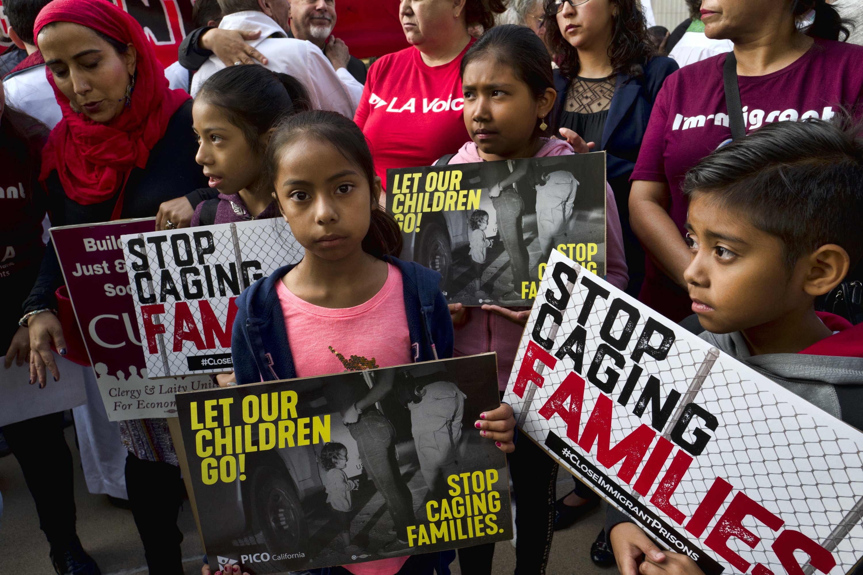 US will reunite and release over 50 immigrant children | AP News