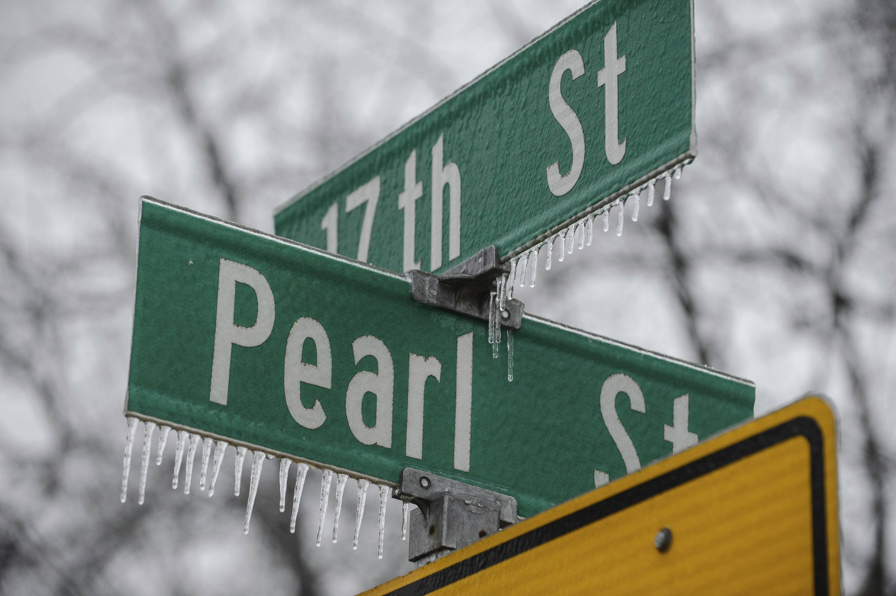 Indiana ice storm causes power outages, closes schools | AP News