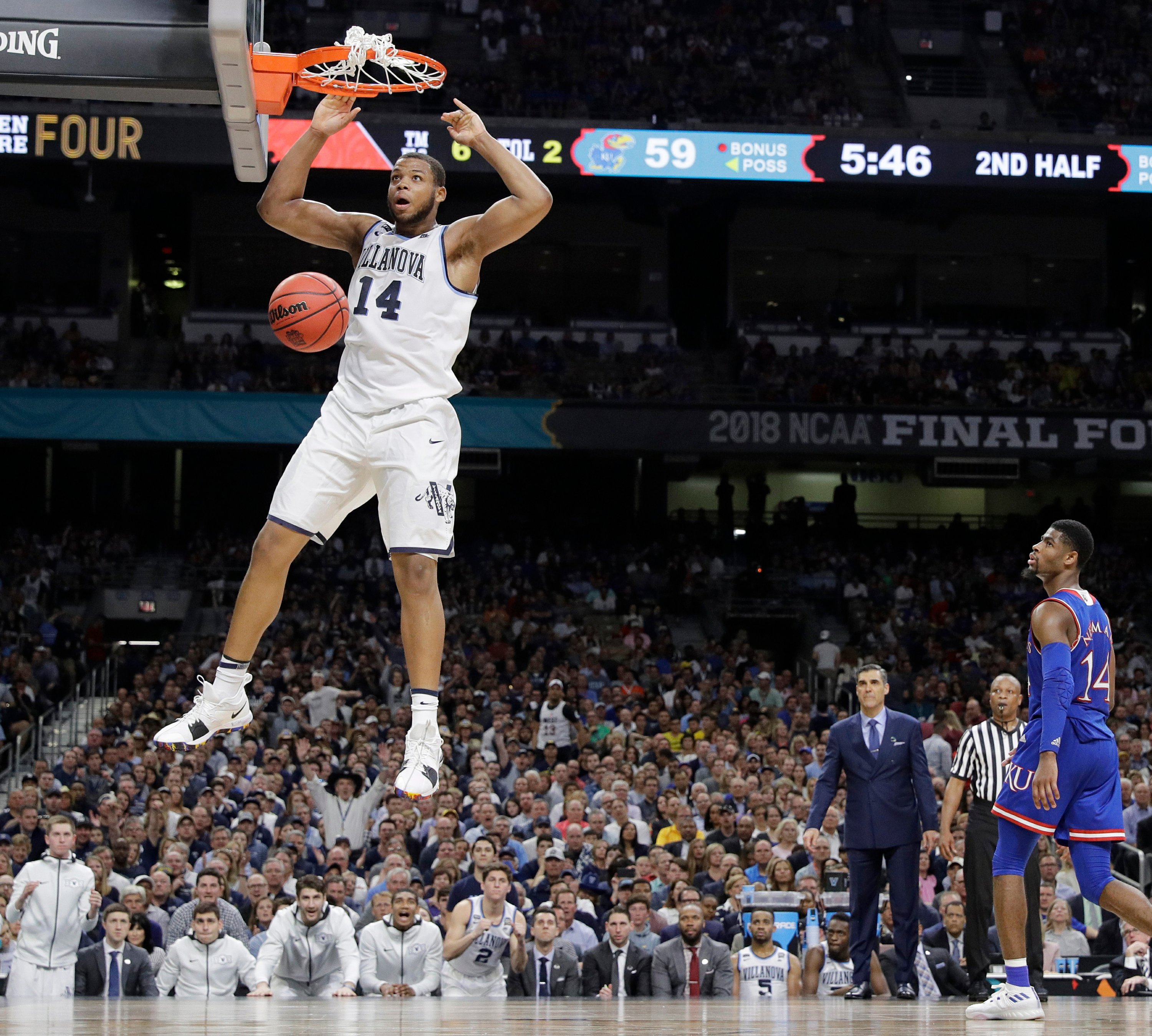 NCAA Latest: Villanova-Michigan set for national title game | AP News