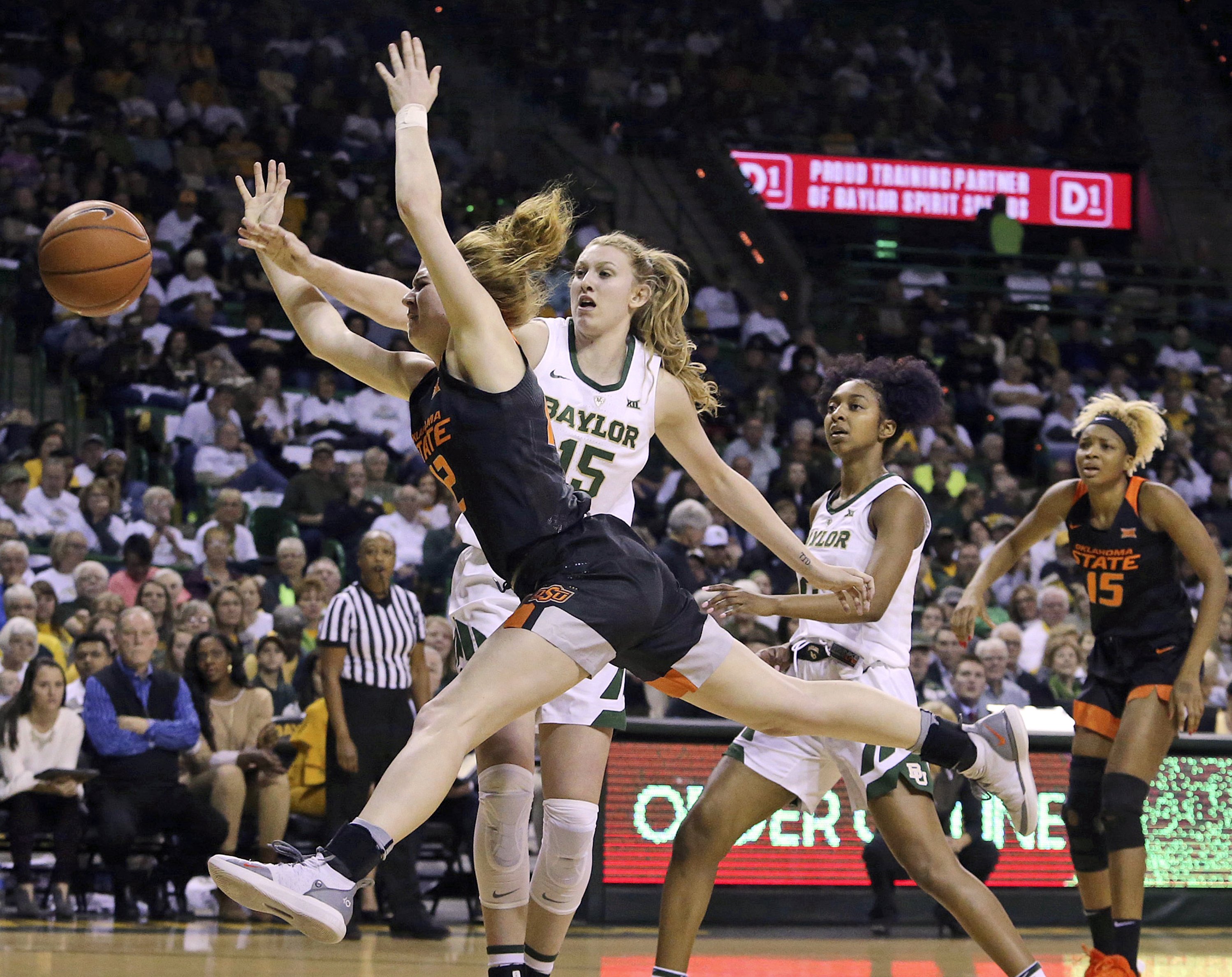 No. 1 Baylor women win 19th in a row. 76-44 over Oklahoma St | AP News