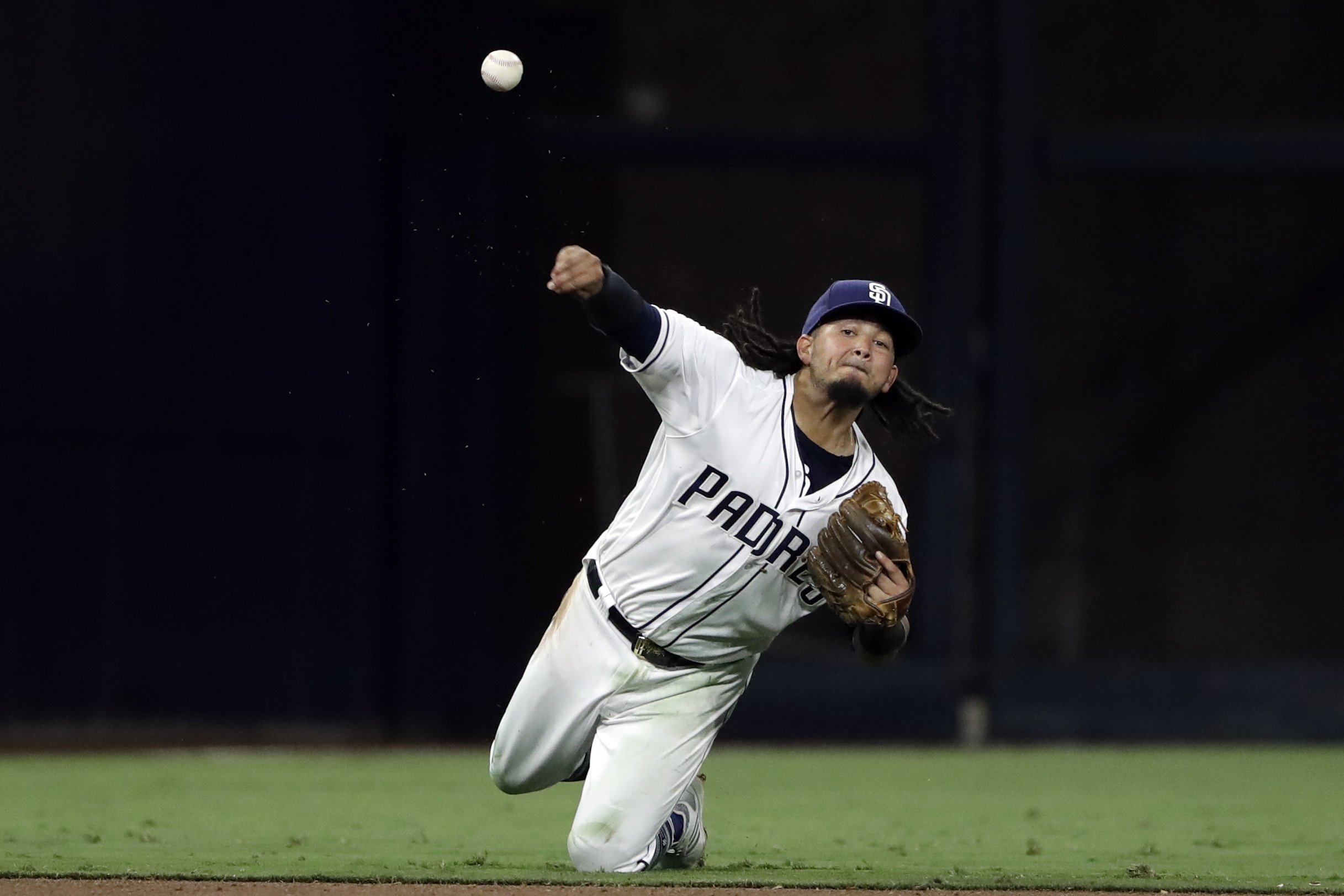 Rookie Nix, Padres beat King Felix, Mariners, 2-1 | AP News