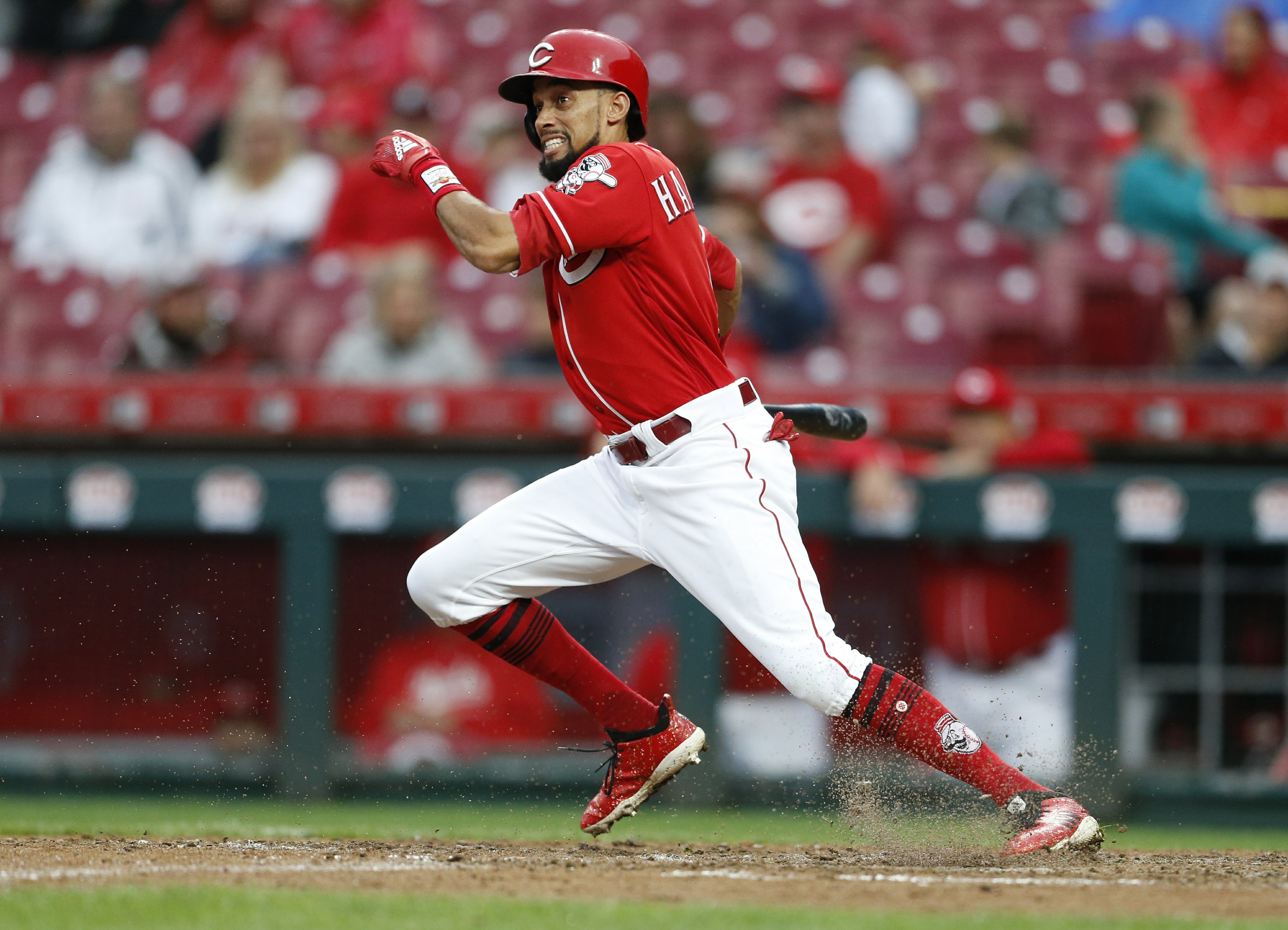 Royals, Hamilton finalize $5.25M contract | AP News