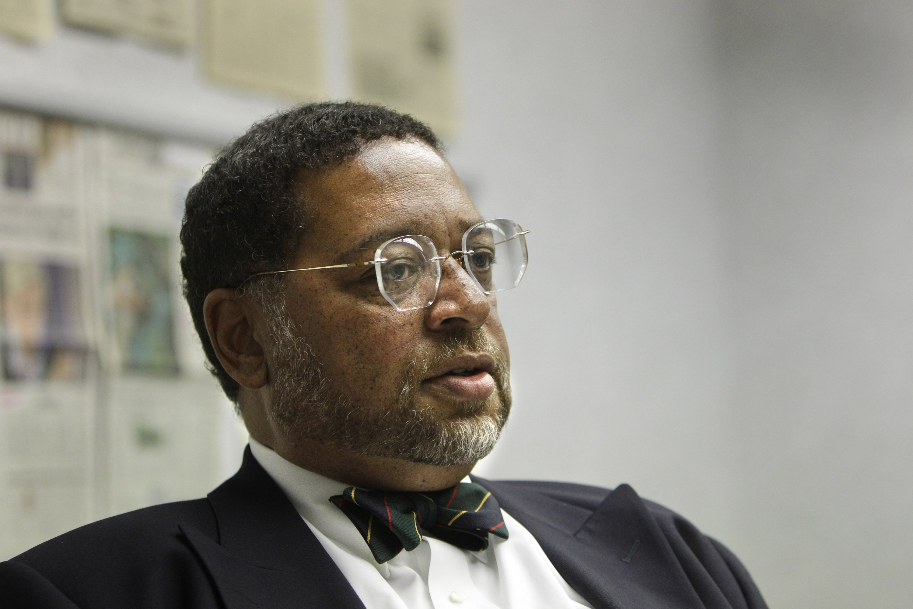 Robert Young Jr is resigning from Michigan Supreme Court | AP News