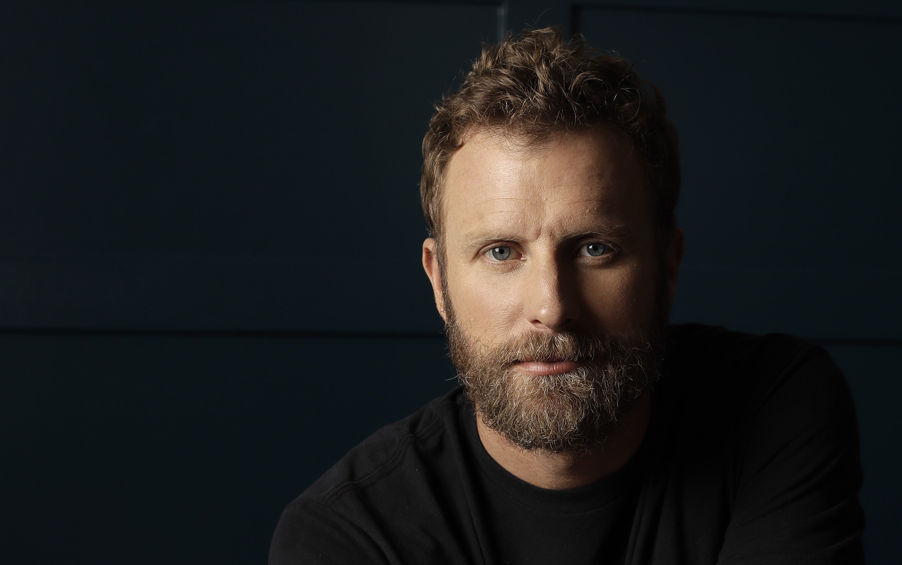 Dierks Bentley wants to take fans higher on 'The Mountain'