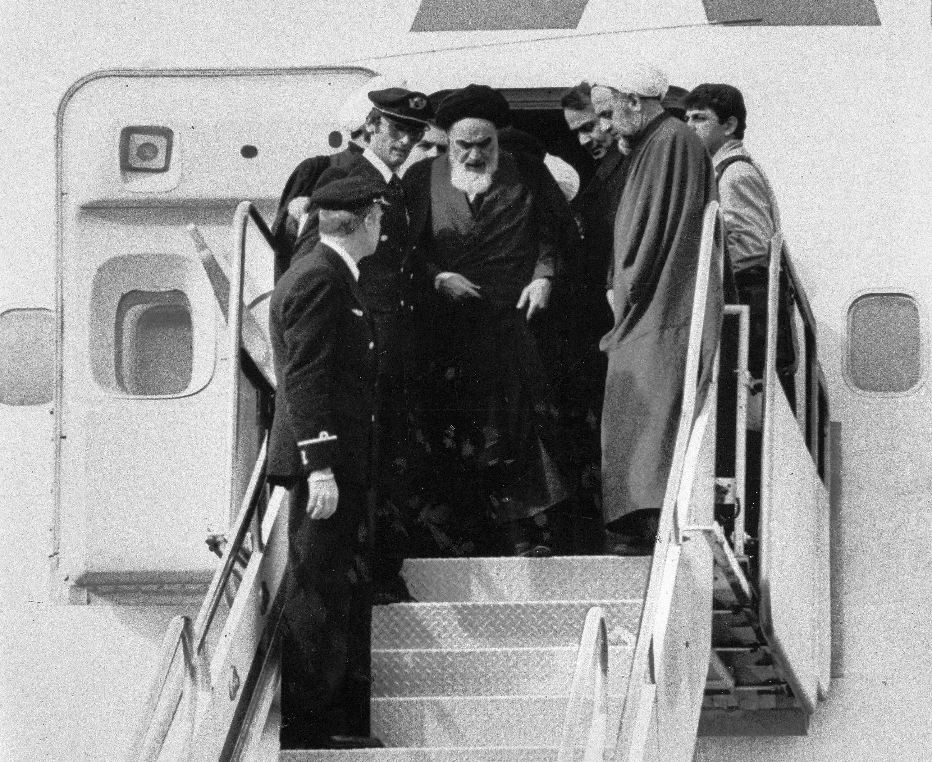 Irán Inicia Festejos Por 40 Años De La Revolución Islámica Ap News