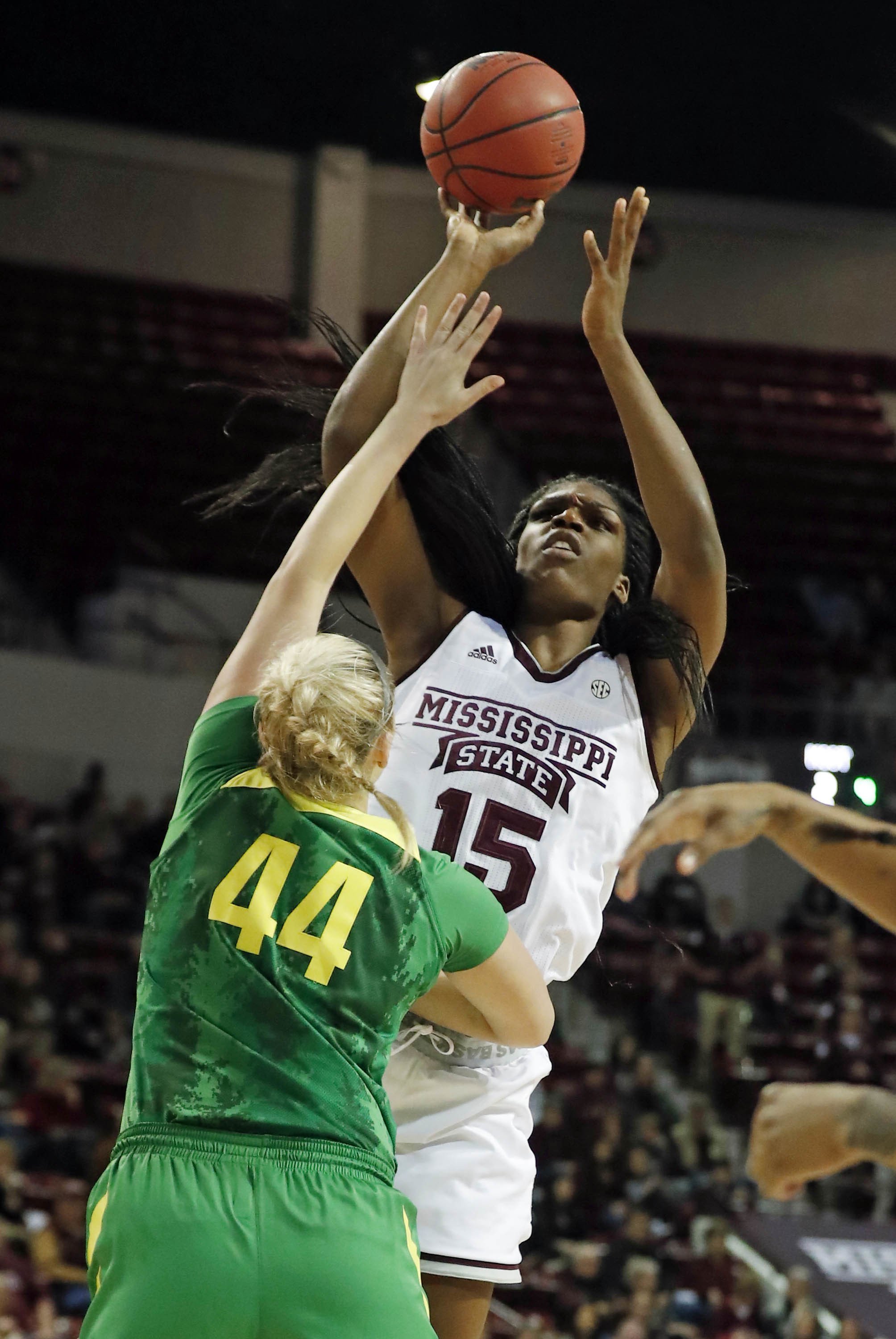 McCowan leads No. 5 Mississippi St over No. 9 Oregon 90-79 | AP News