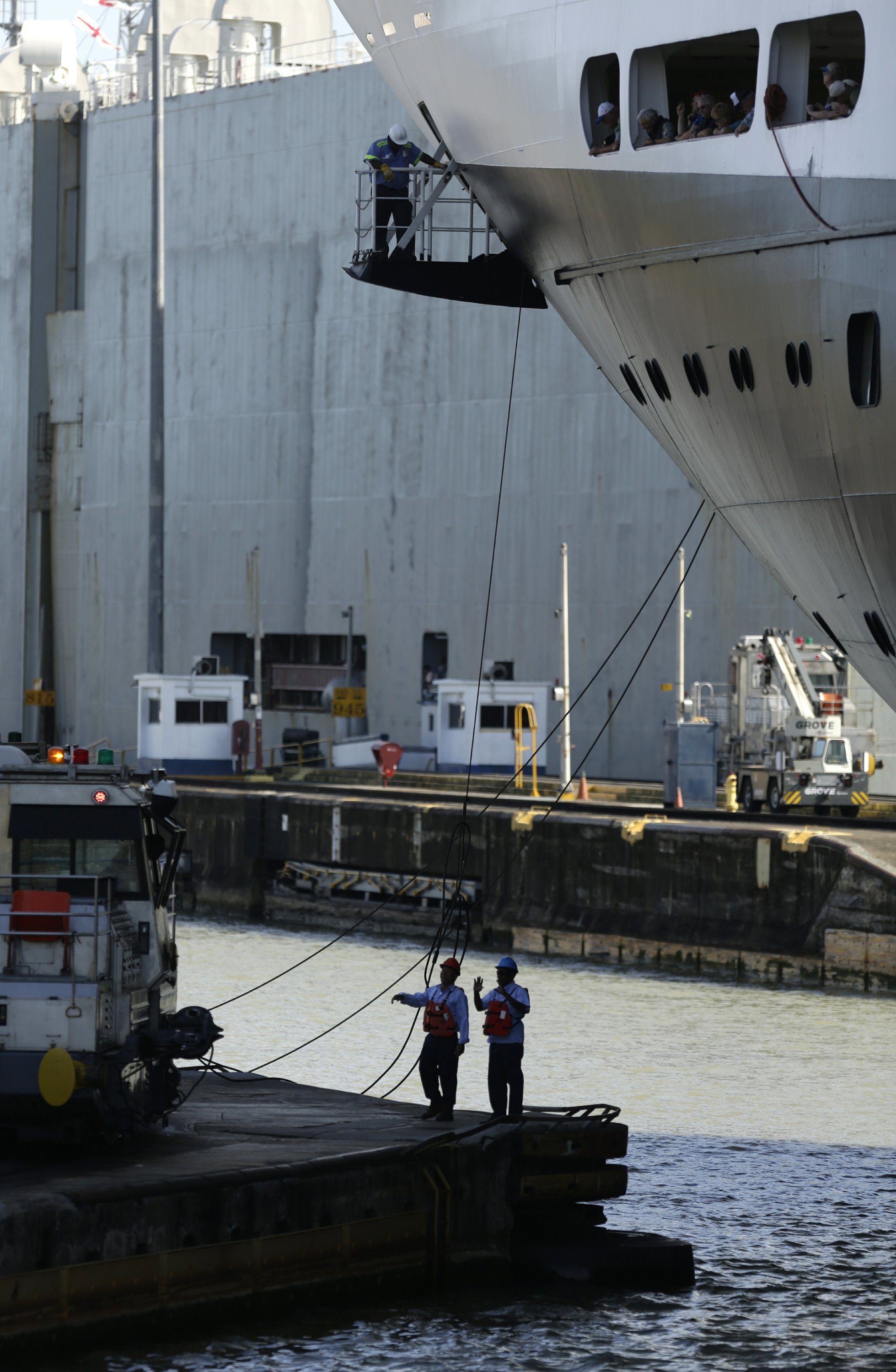 7 months in, expanded Panama Canal still faces challenges | AP News