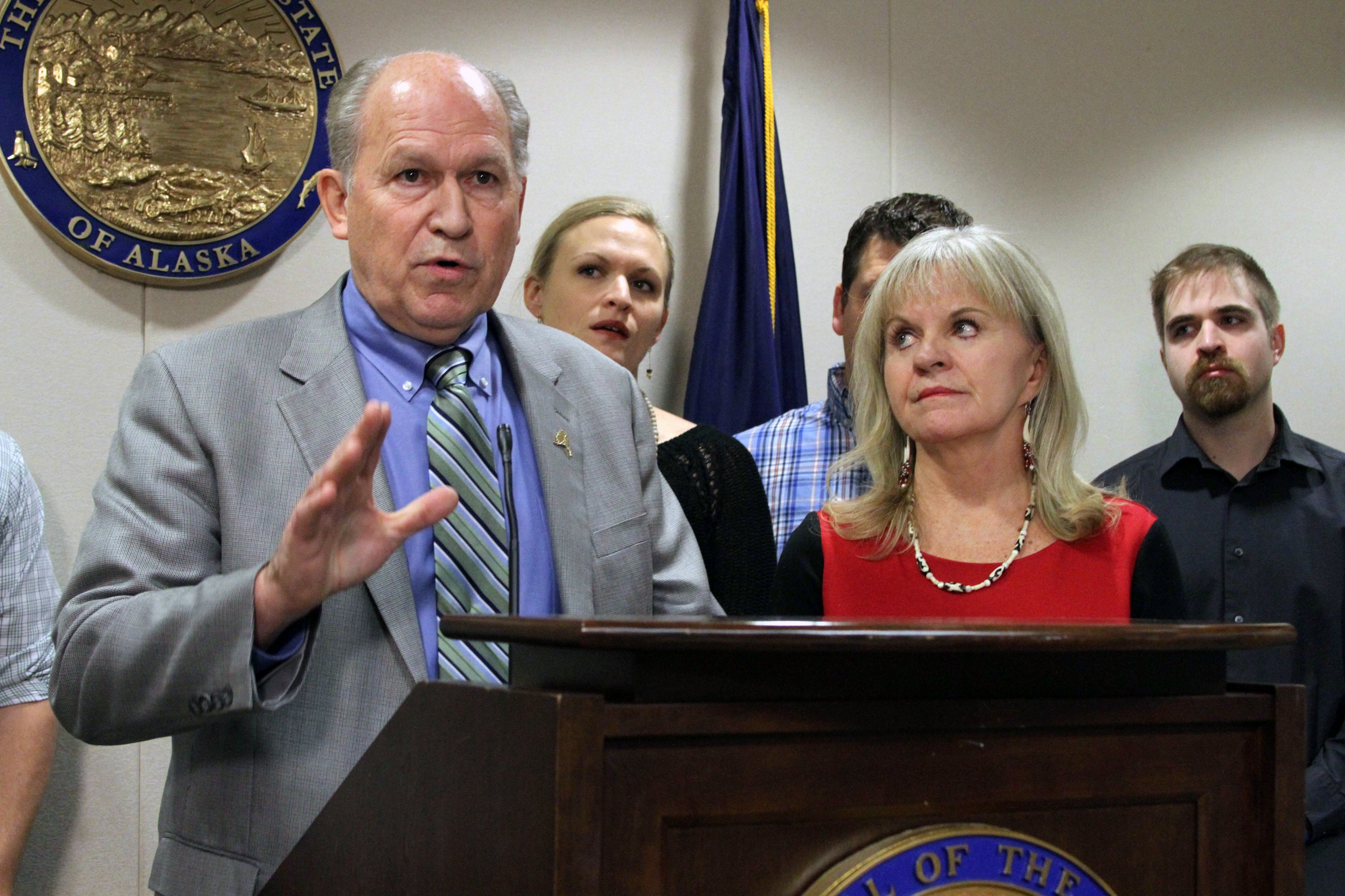 Alaska governor diagnosed with treatable prostate cancer | AP News
