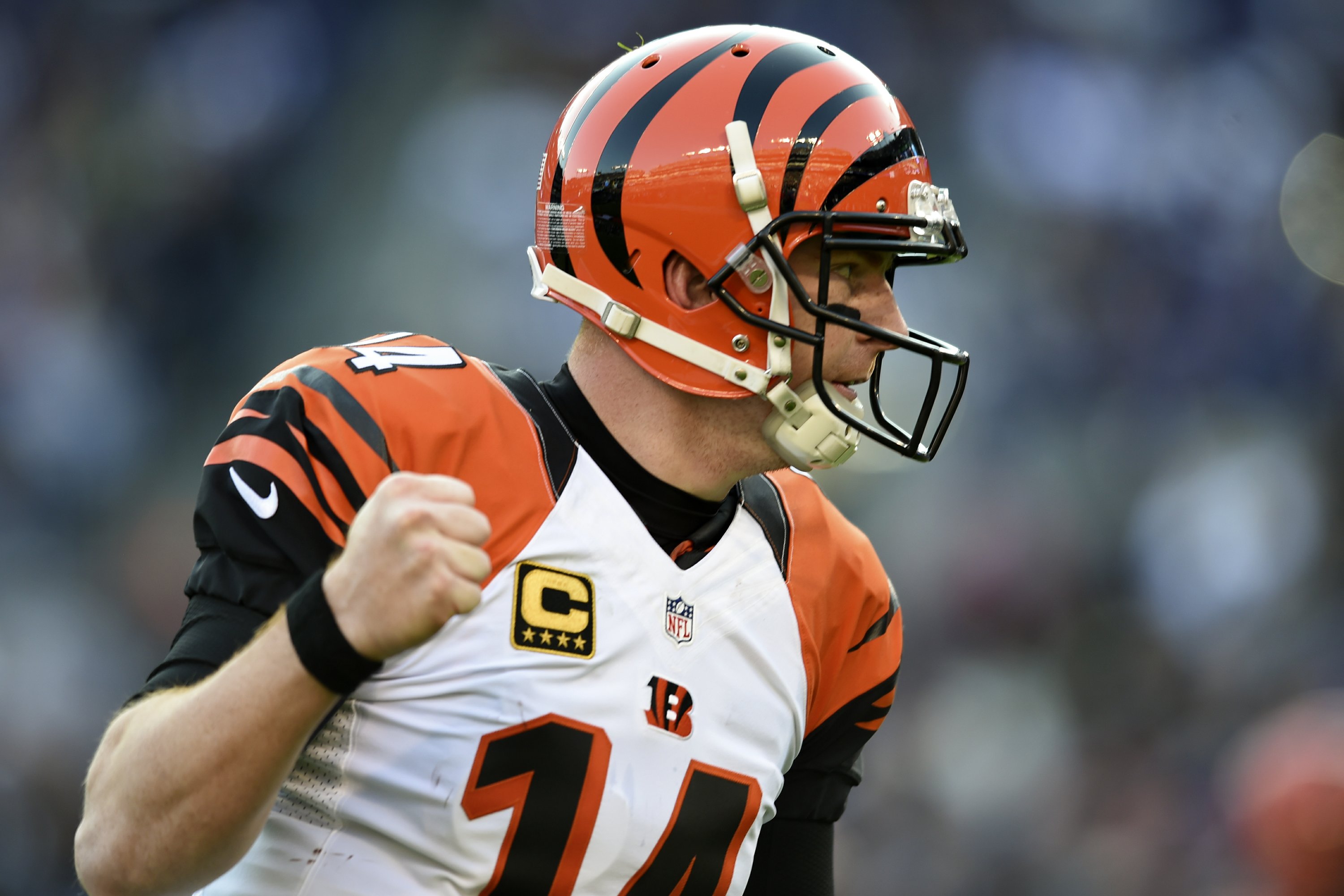 Eagles, Bengals trying to find footing for final month | AP News