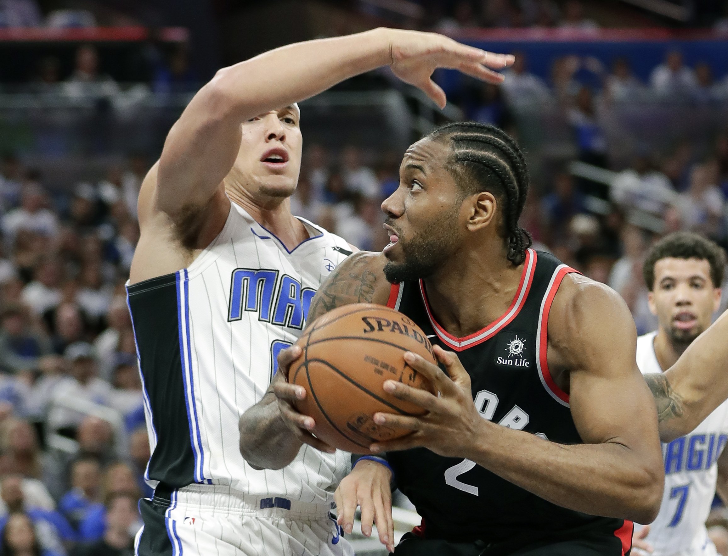 Siakam guía a Raptors a tomar ventaja de 2-1 sobre Magic | AP News