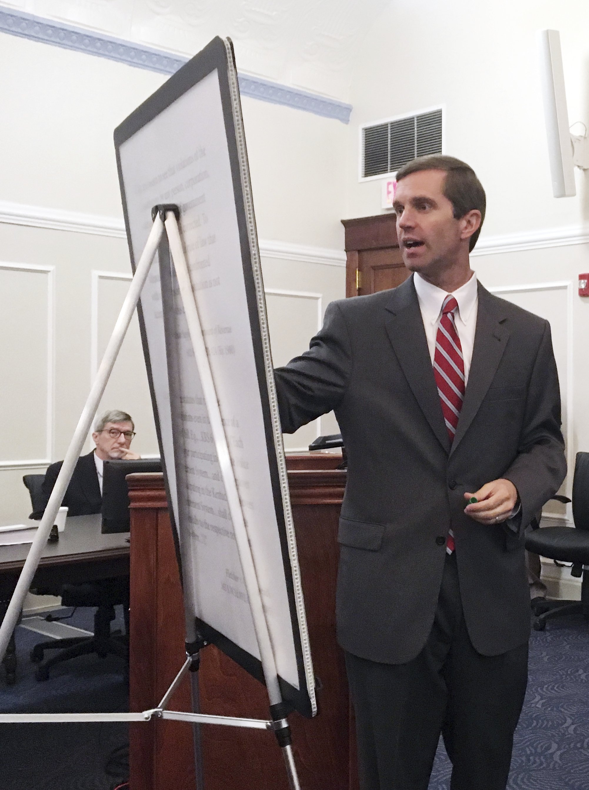 Judge weighs whether lawmakers can revive dead legislation | AP News