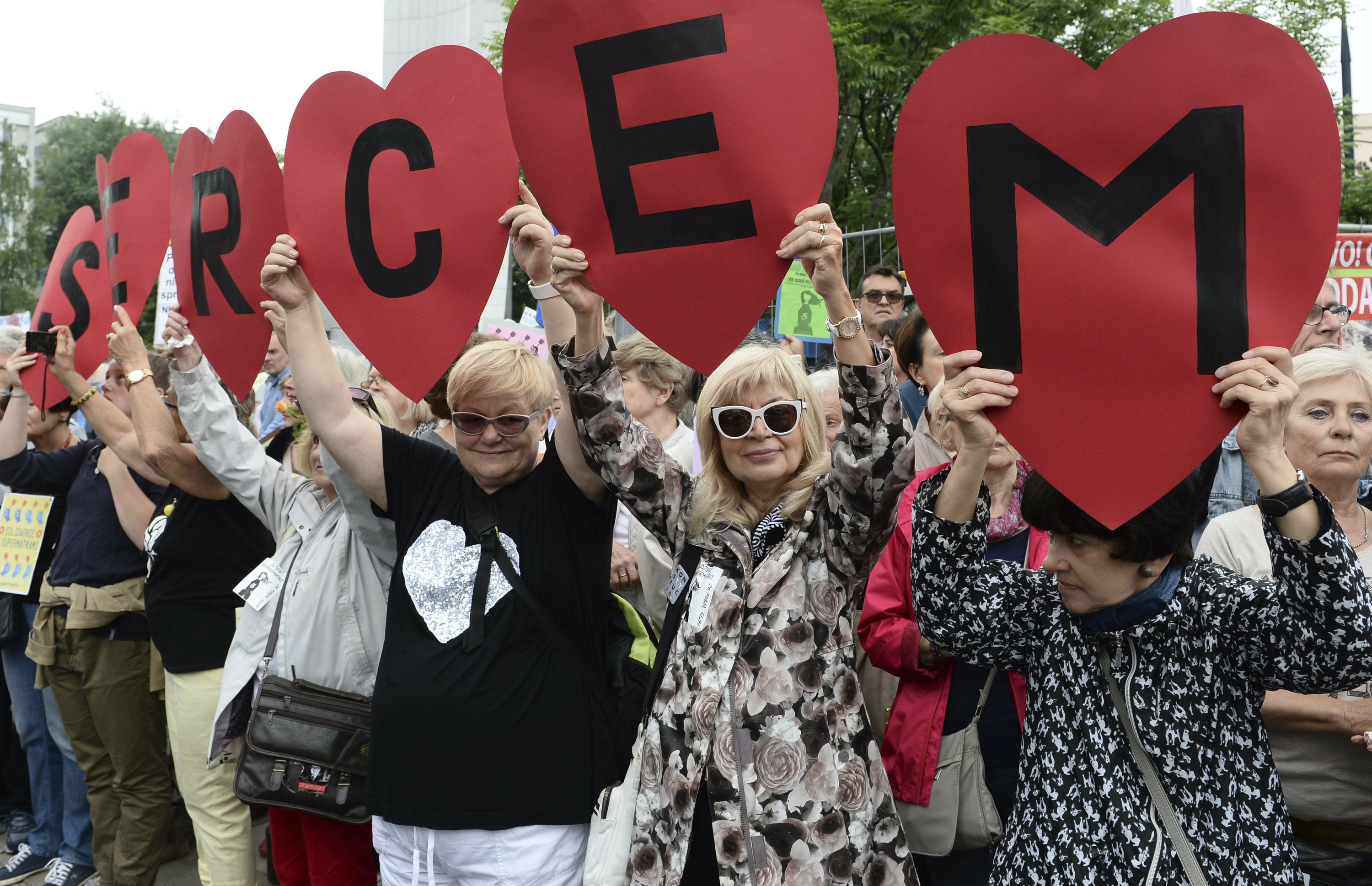 Hundreds rally on Polish Mother's Day to support disabled | AP News