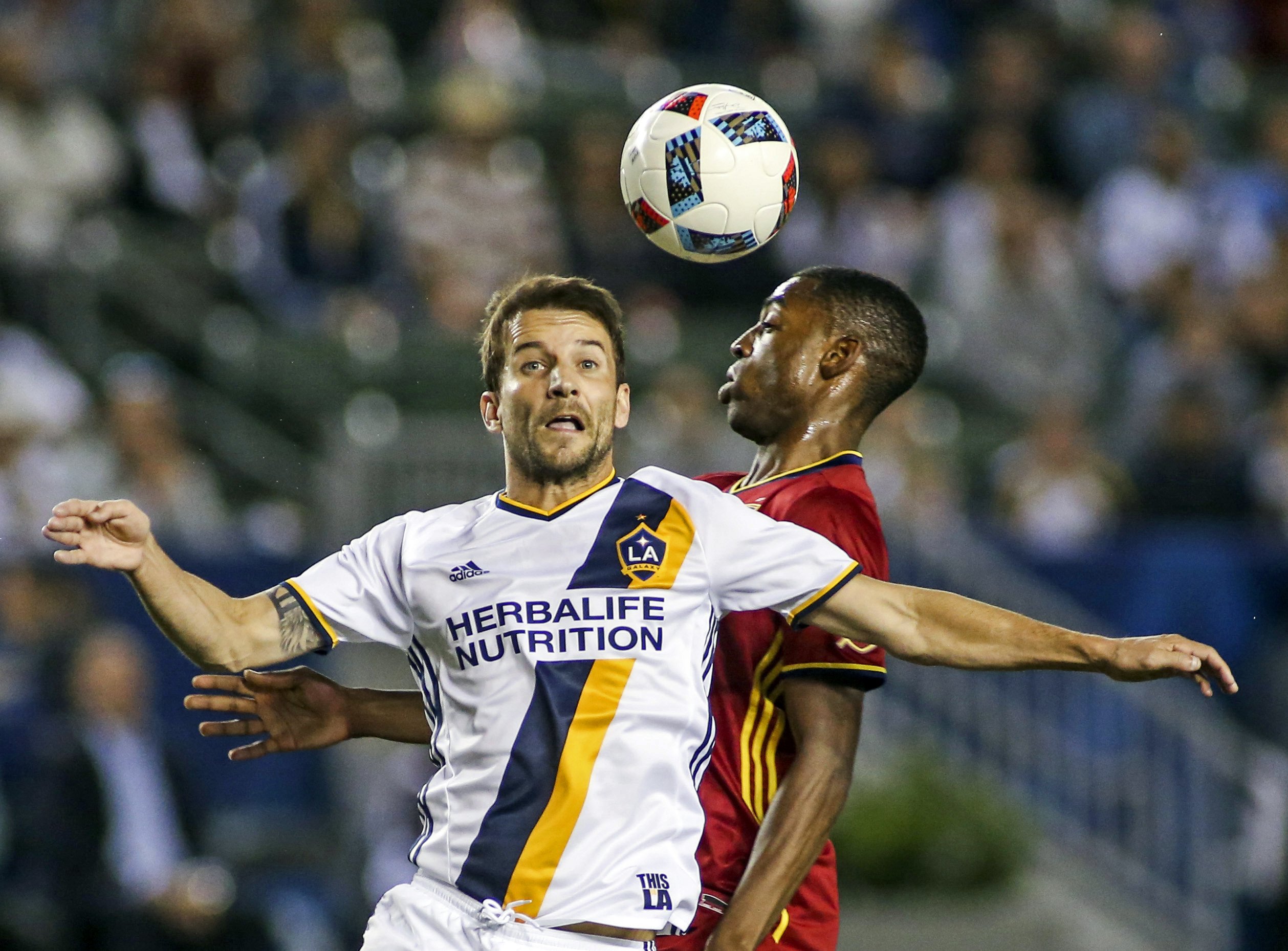 LA Galaxy veteran Mike Magee retires after 14-year career | AP News