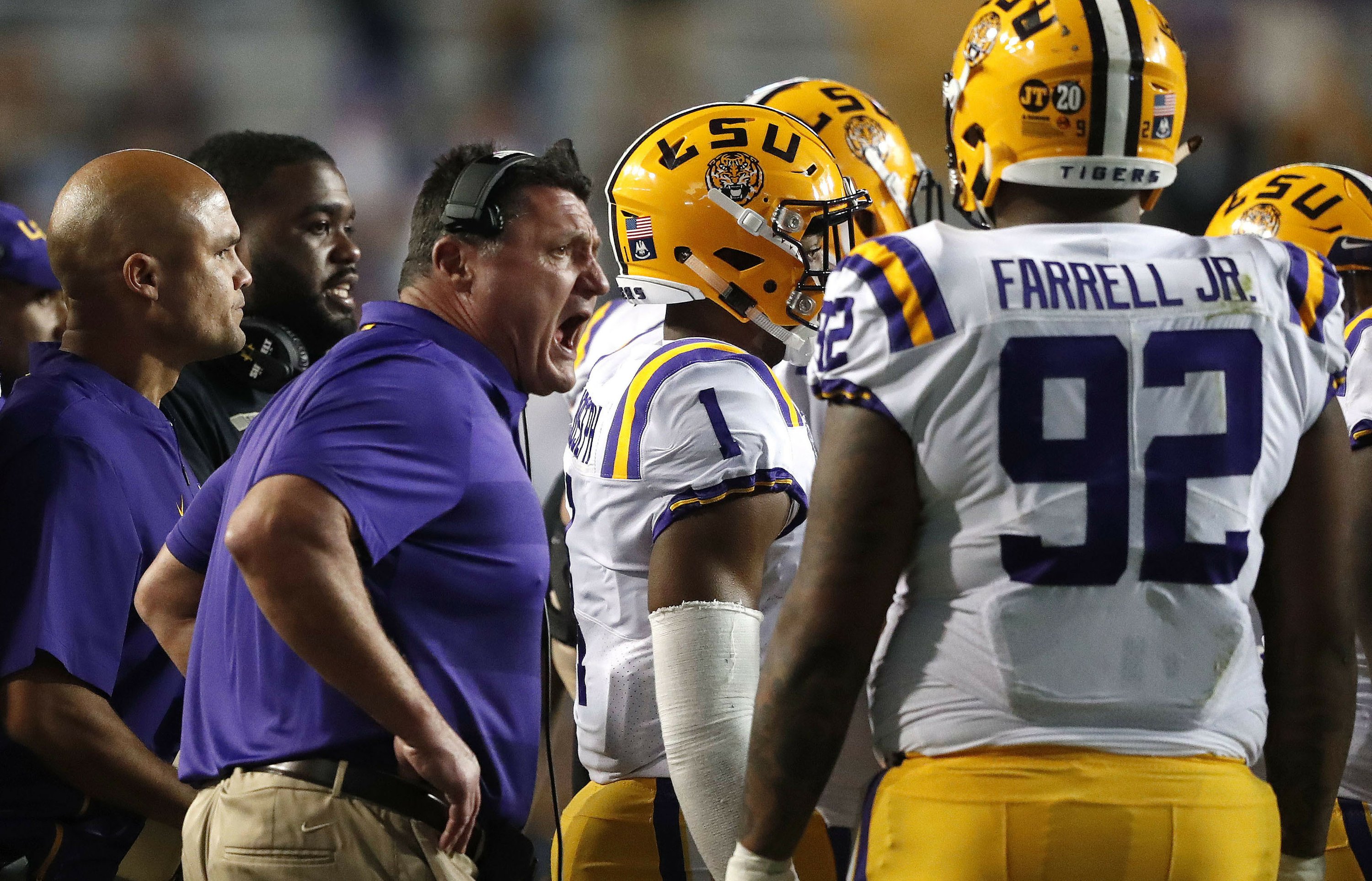 LSU looks to put 'Bama loss behind it against Arkansas | AP News