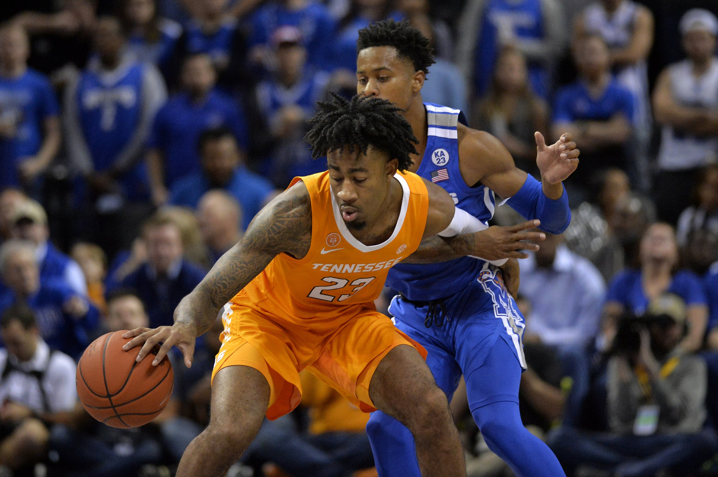 Schofield scores 29, No. 3 Tennessee beats Memphis 102-92 | AP News