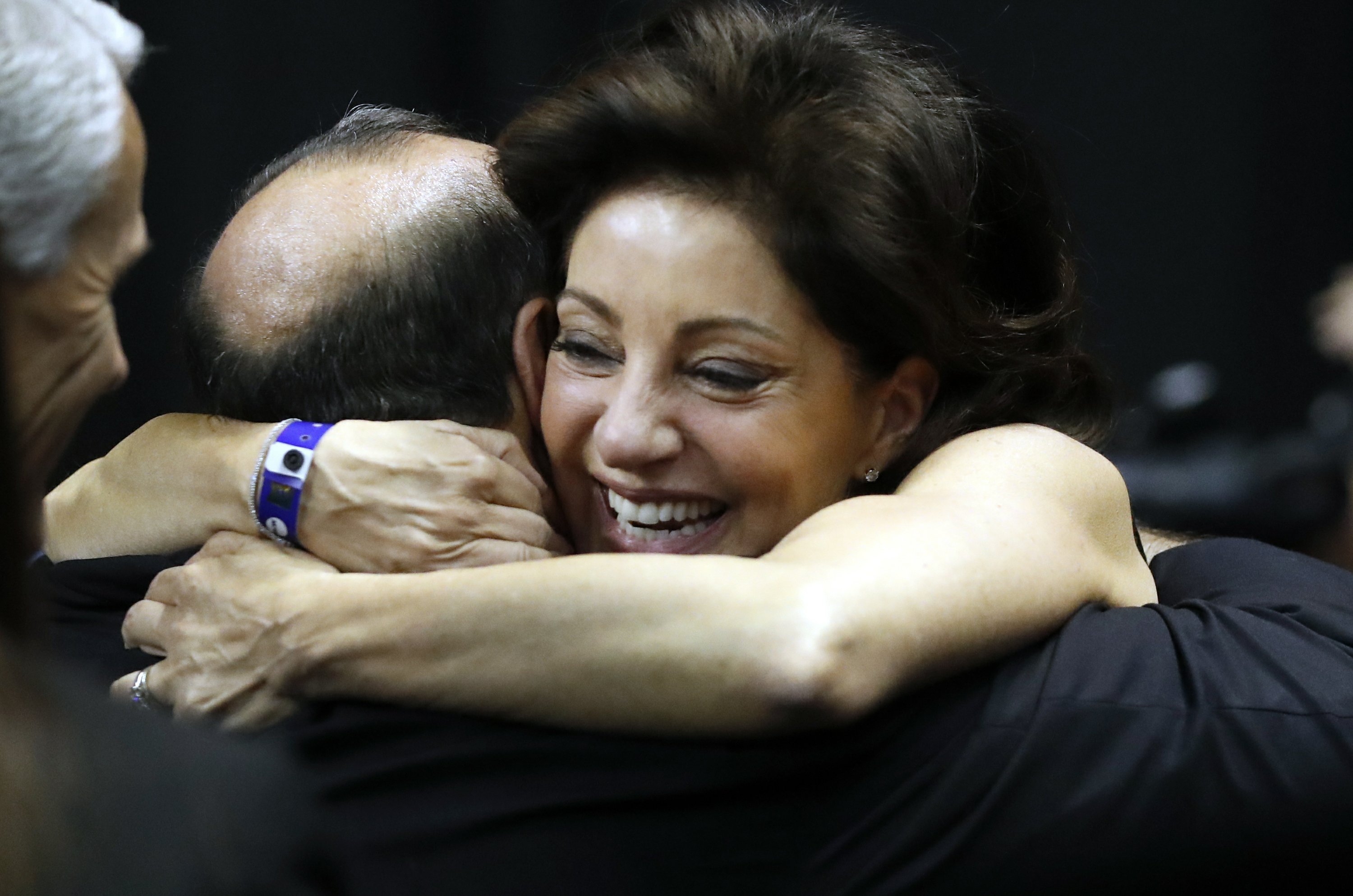 A final bow for 'Miss Val,' UCLA's Kondos Field to retire | AP News