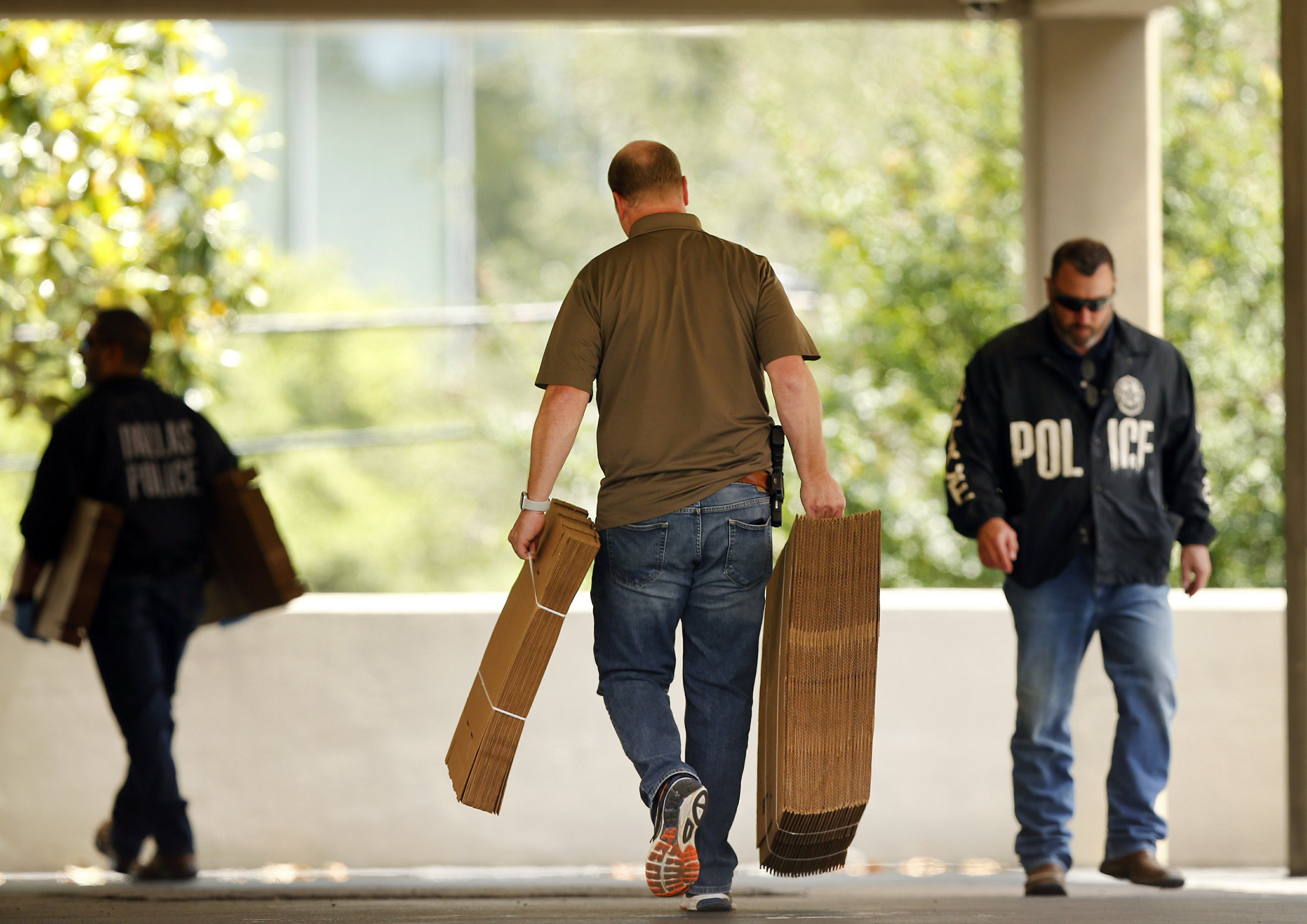 Police execute search warrant at Catholic Diocese of Dallas | AP News
