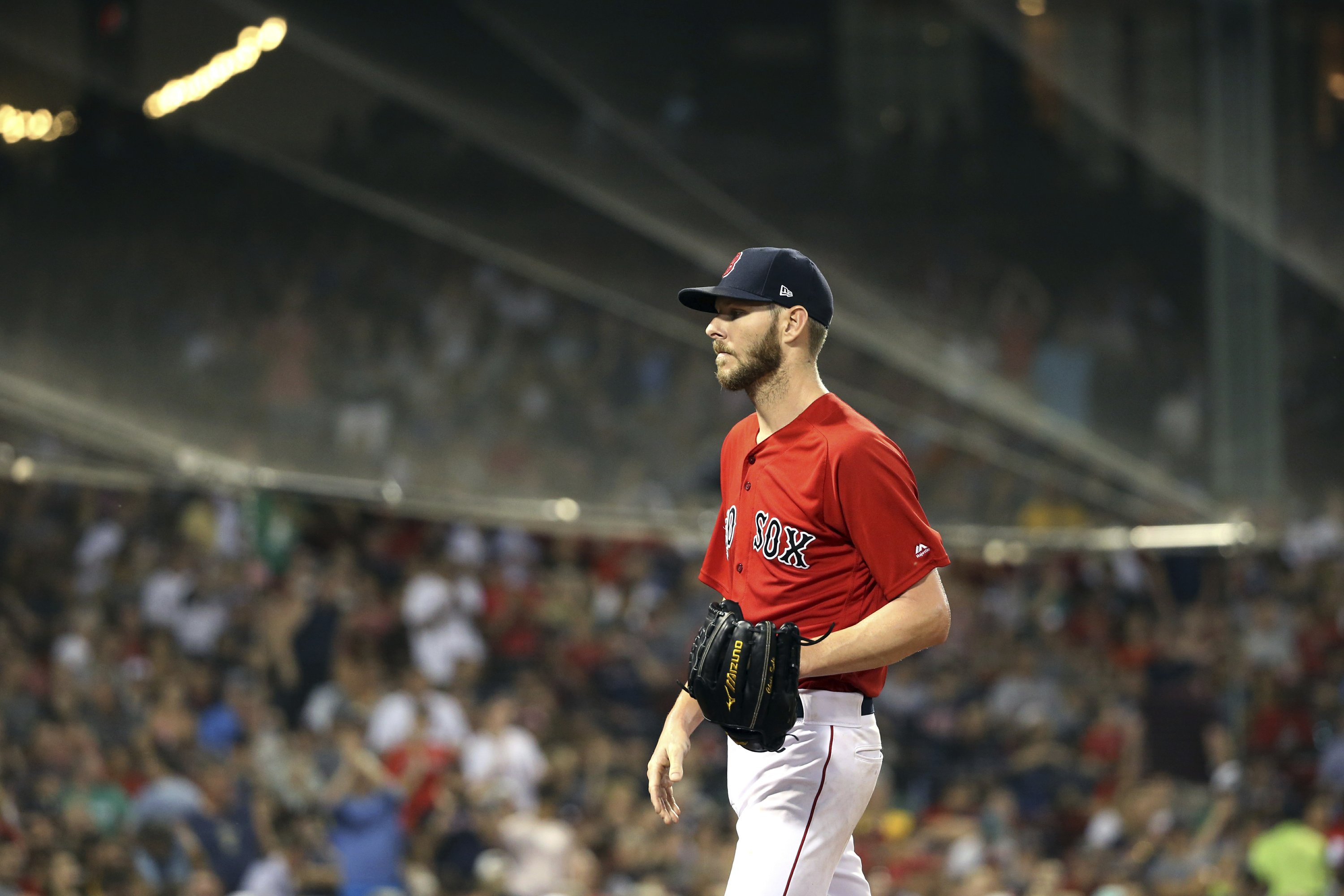 Medias Rojas coloca a Chris Sale en la lista de lesionados | AP News