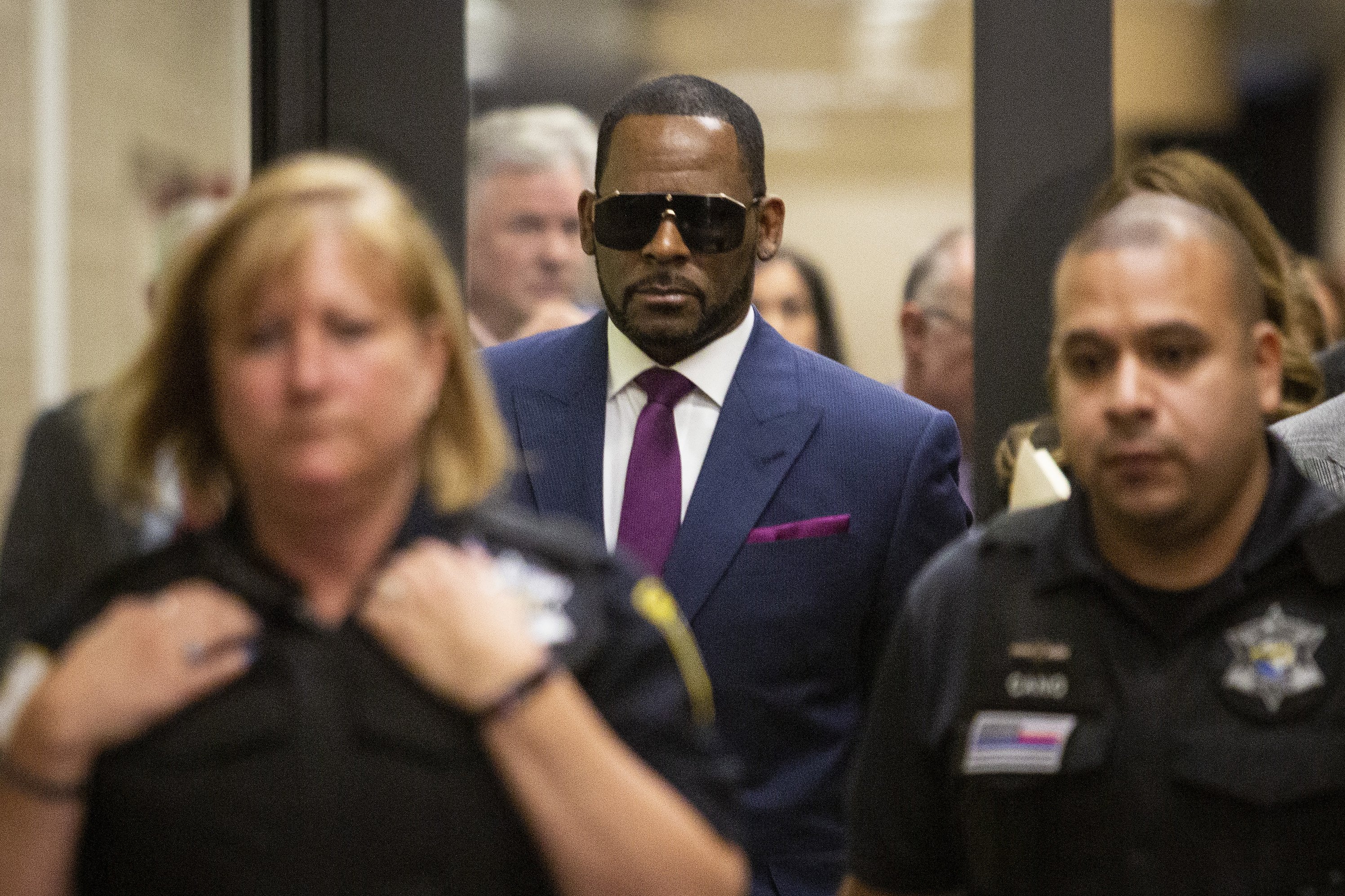 R. Kelly sex tapes: From duffel bag to national circulation – Eye ...