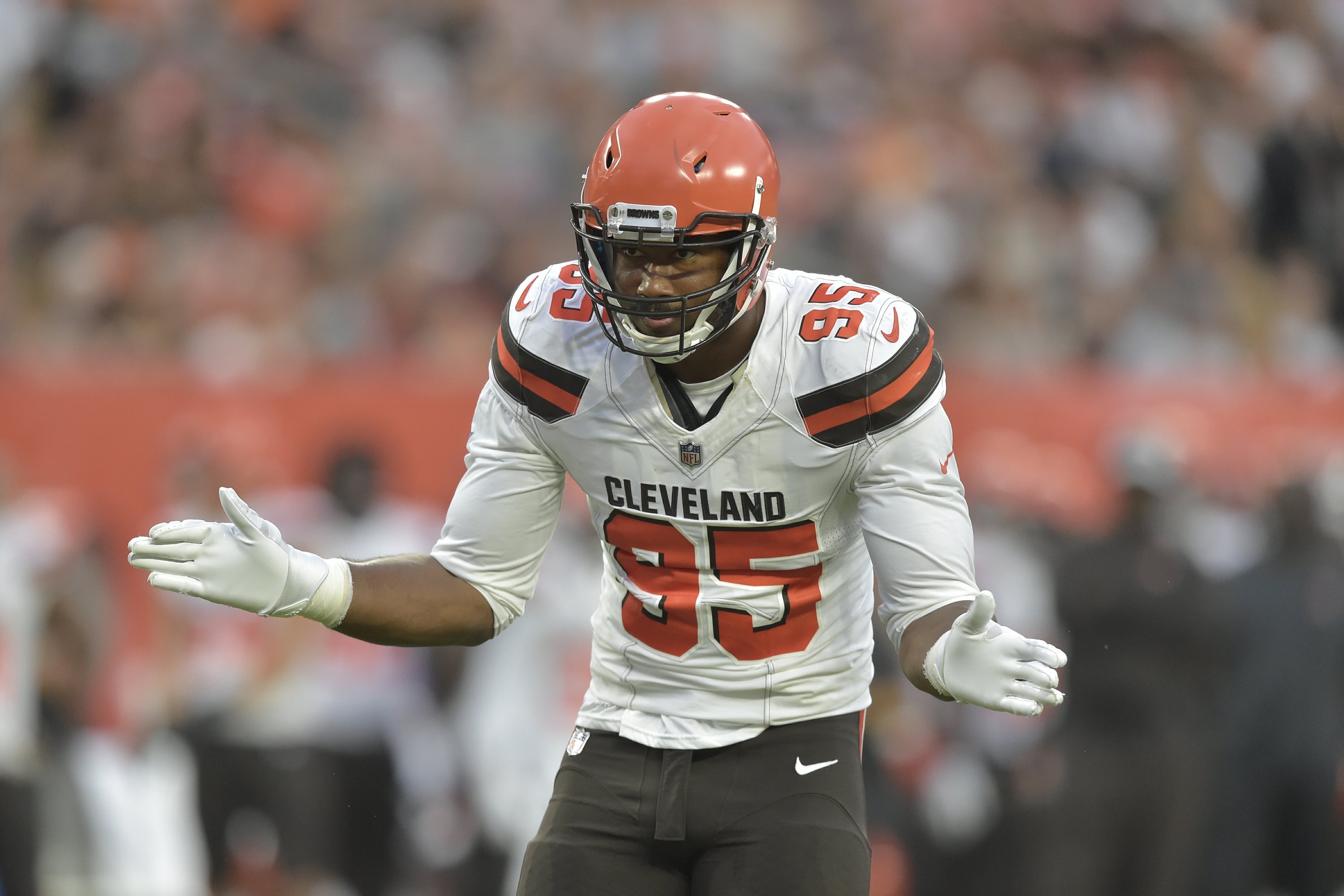 Bagging Ben: Garrett aiming to sack Roethlisberger in opener | AP News