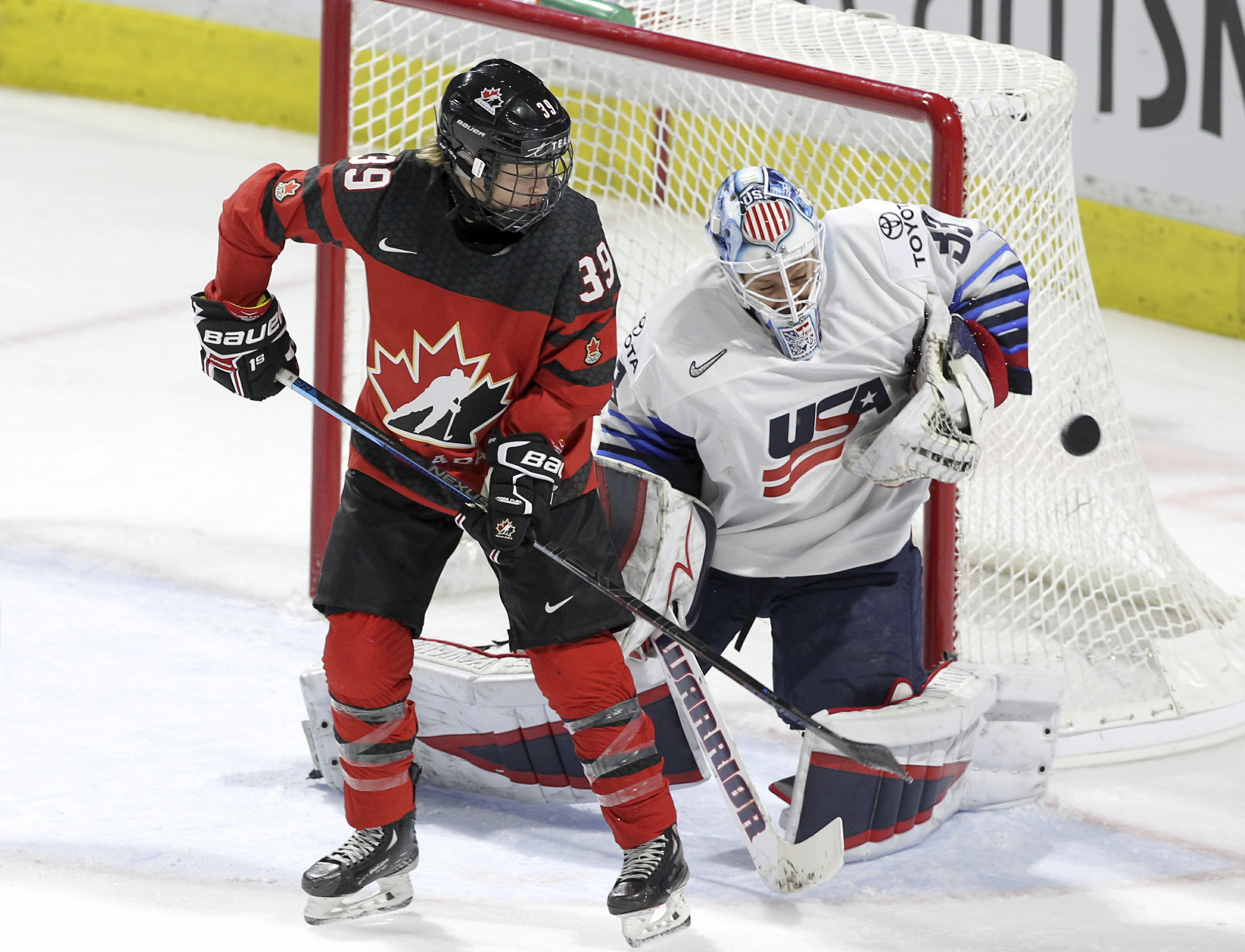 Rigsby makes 33 saves, US women shut out Canada | AP News