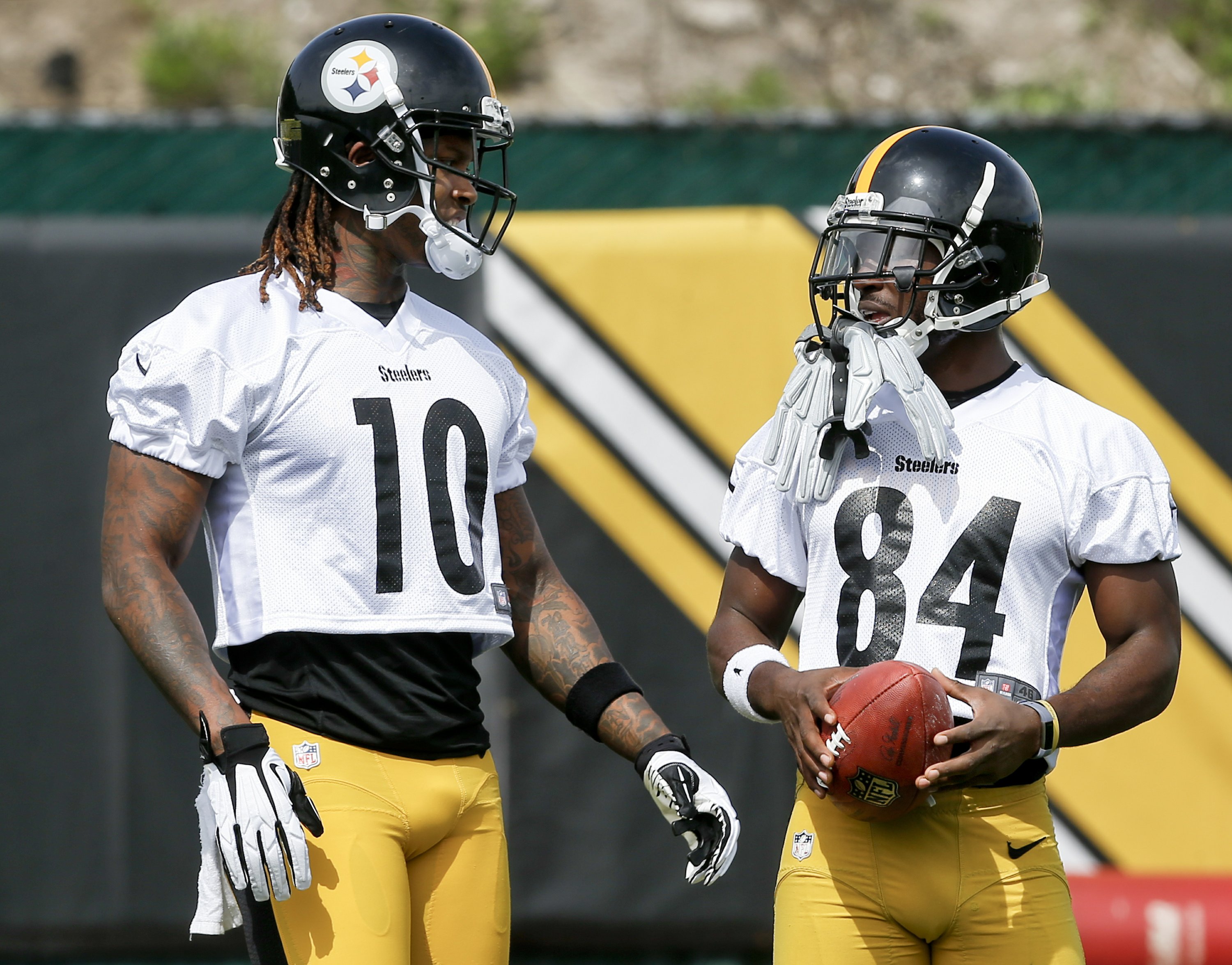 Vowing he's changed for good, Steelers WR Bryant returns | AP News