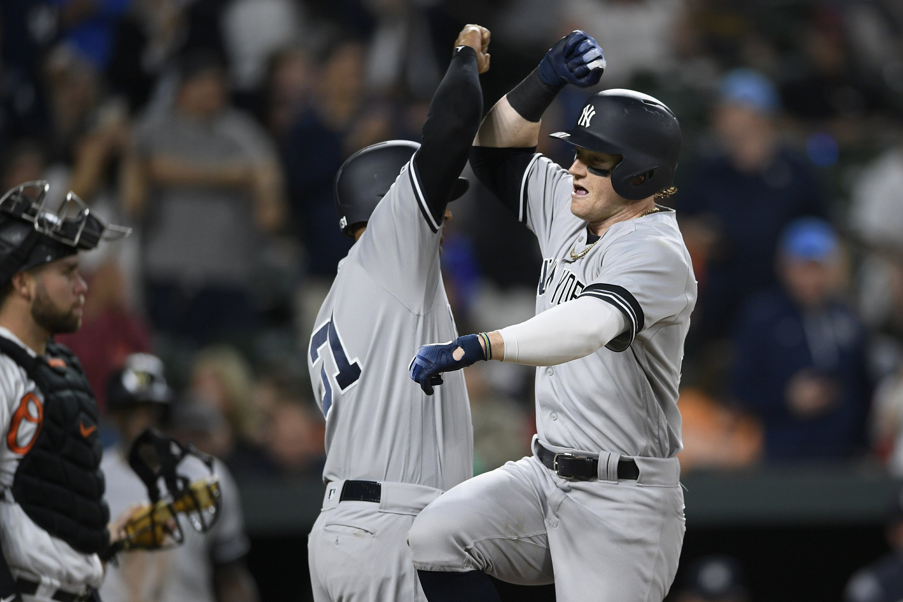 Frazier pega 2 jonrones y Yanquis doblegan a Orioles | AP News