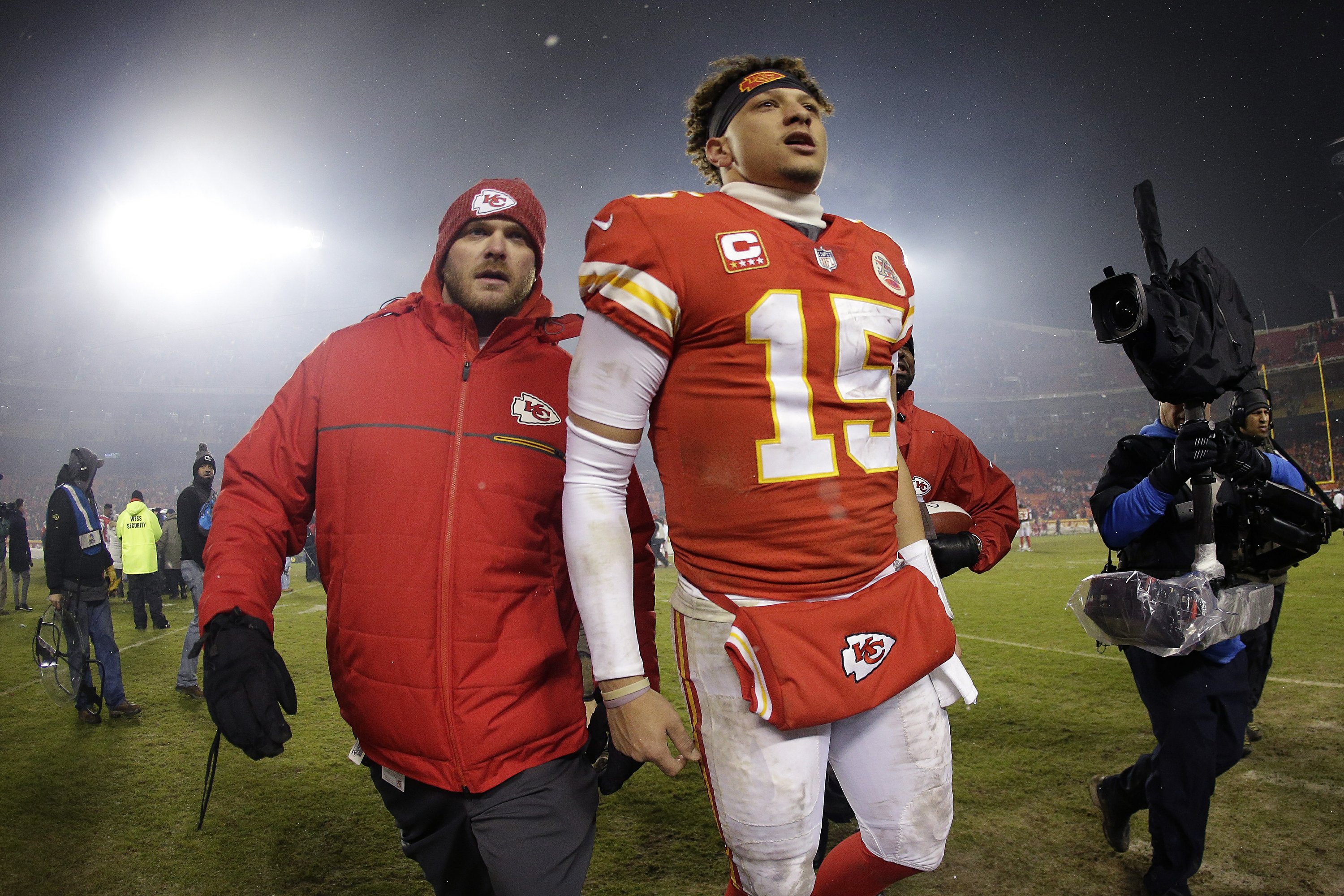 Patriots-Chiefs, Saints-Rams in conference championships | AP News