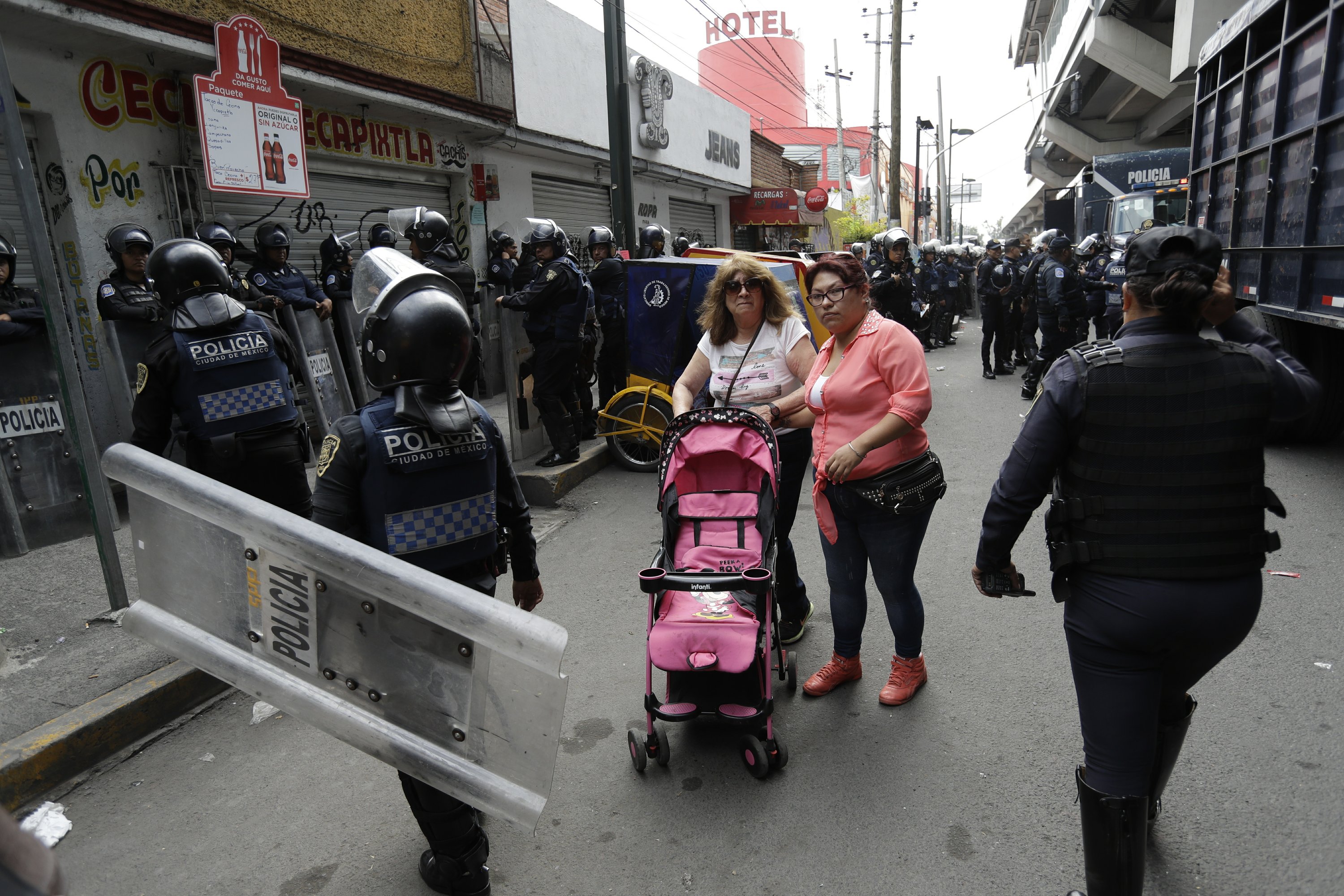 Mexico murders up with deadliest month in at least 20 years | AP News