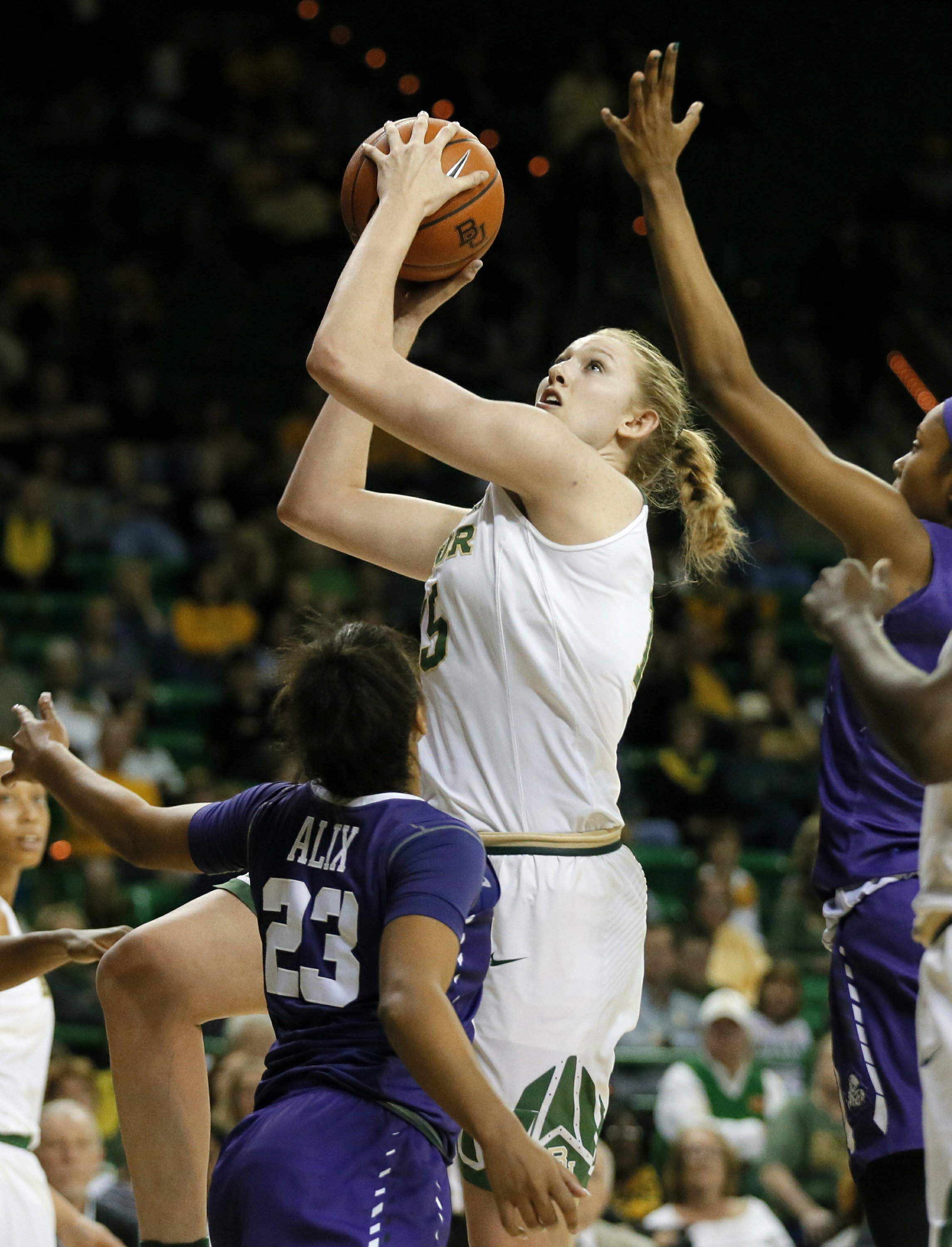 No. 2 Baylor women 77-54 over TCU to stay perfect in Big 12 | AP News