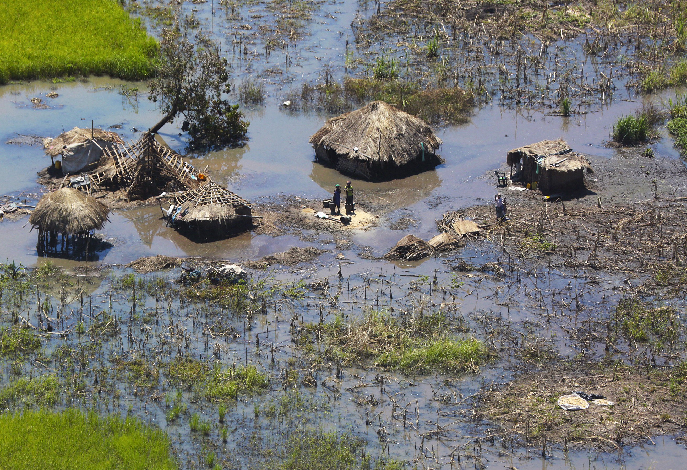 Mozambique city fought climate change, but cyclone roared in | AP News