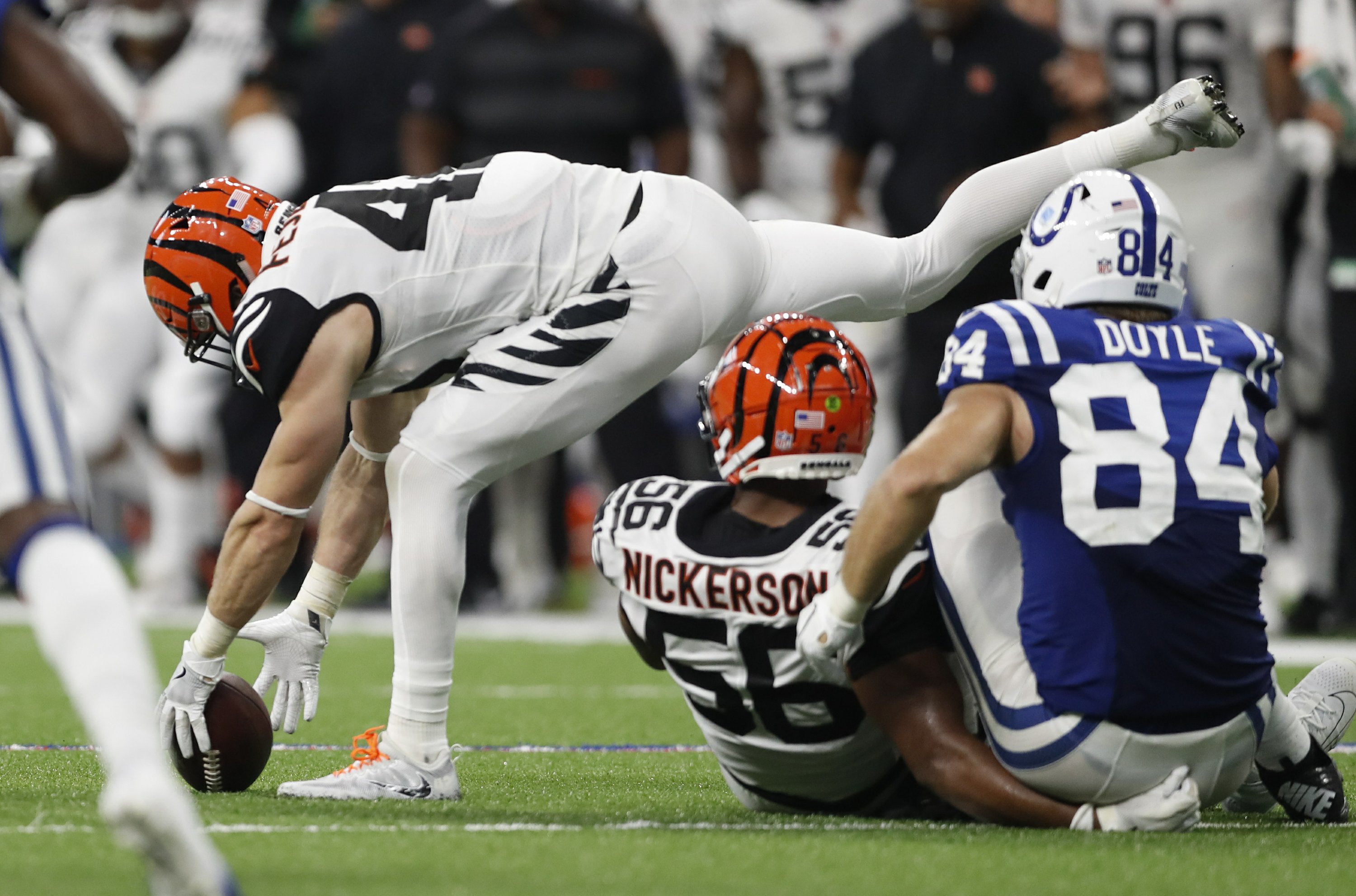 Young players emerge on Bengals' defense during 2-0 start | AP News