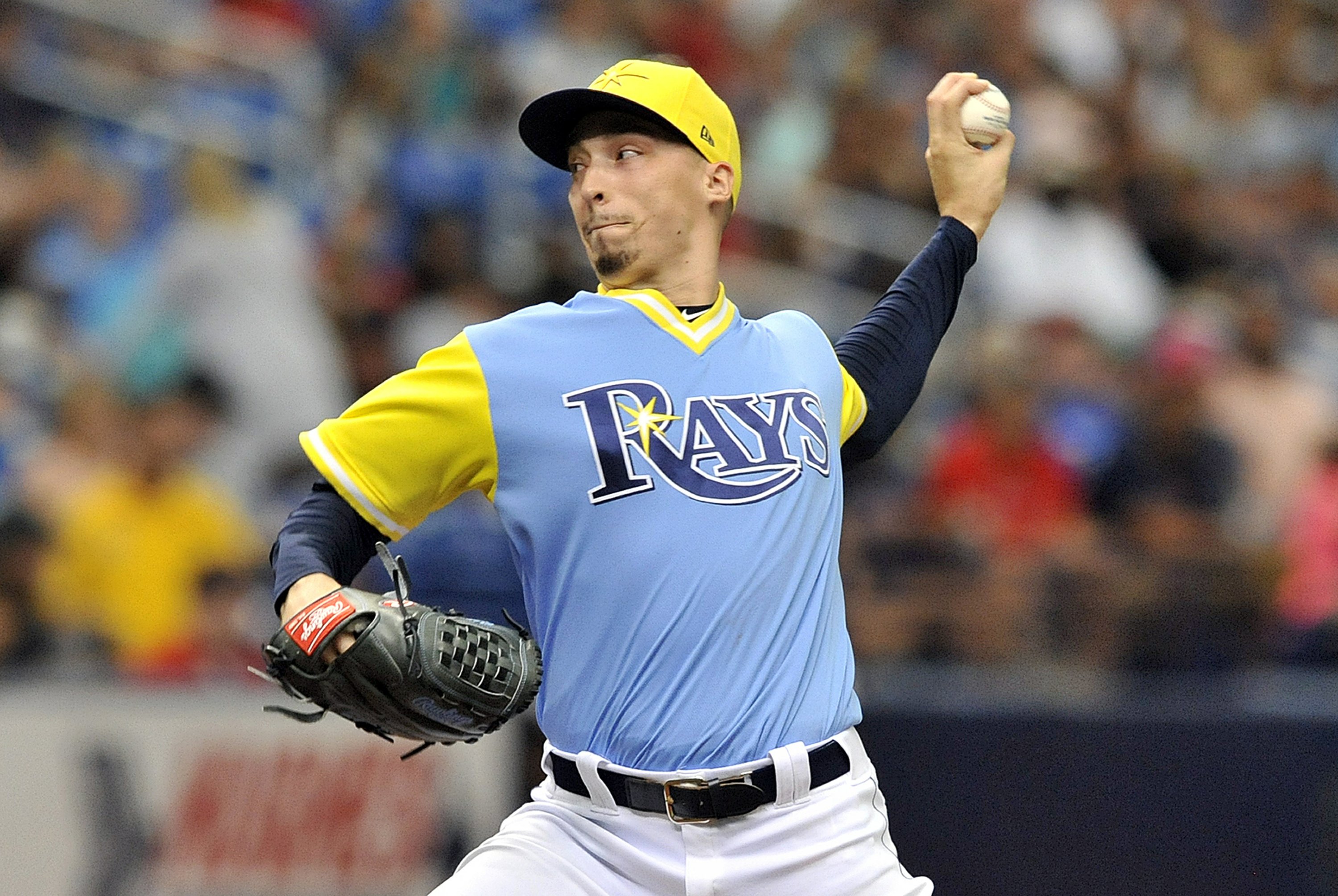 Snell domina a Boston en octava victoria seguida de Rays | AP News
