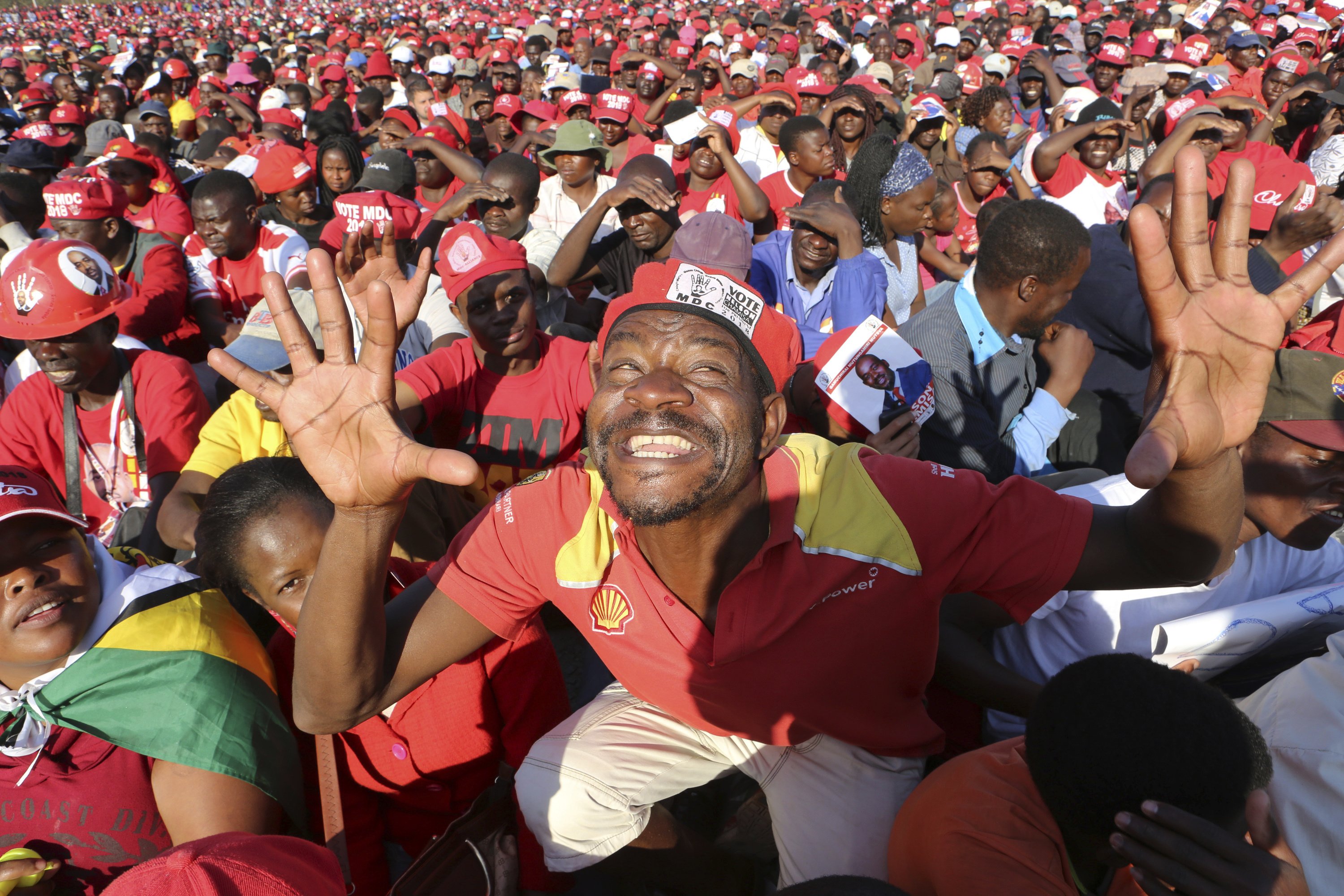 Recovery or stagnation? Zimbabwe holds pivotal vote Monday | AP News