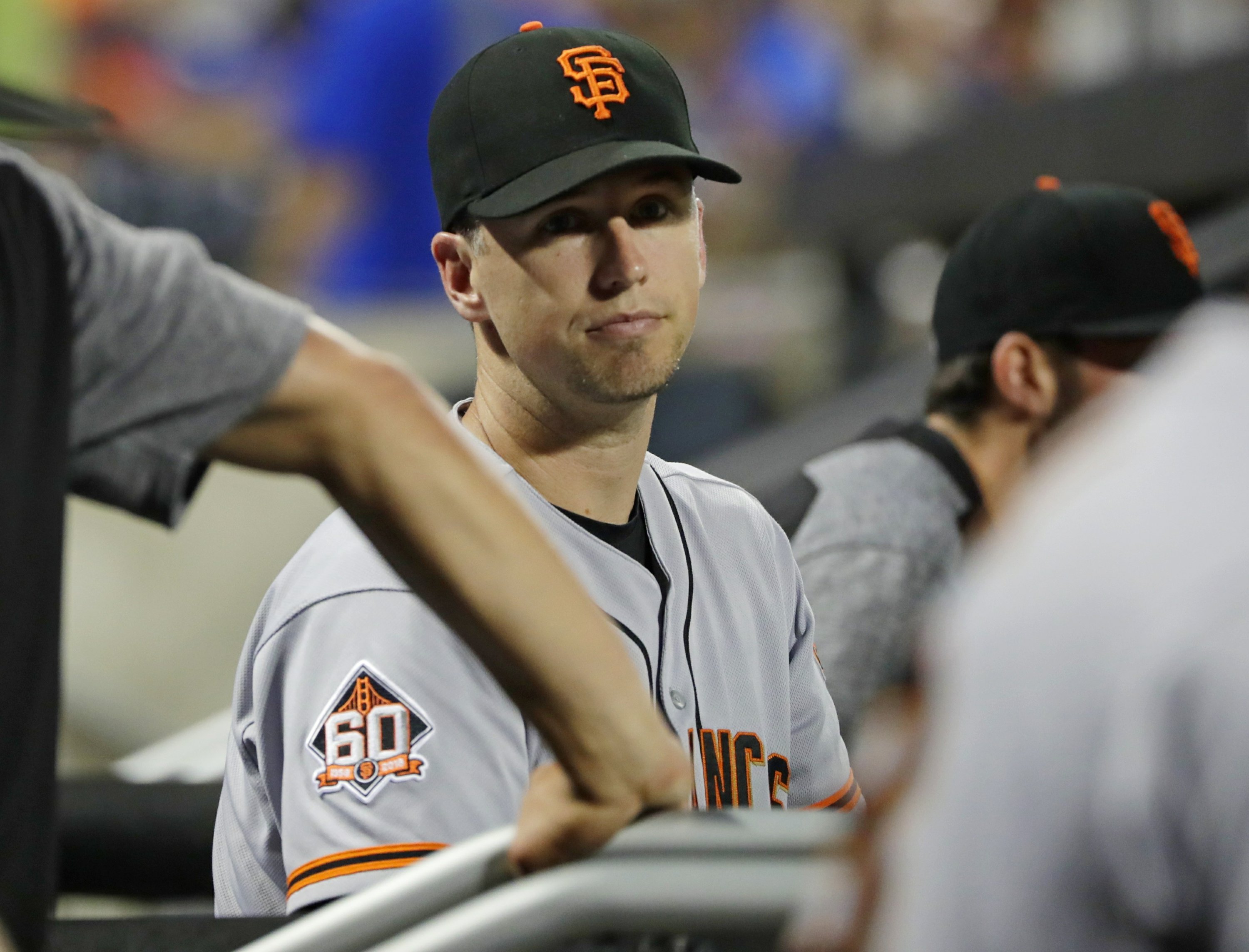Giants catcher Posey considering season-ending hip surgery | AP News